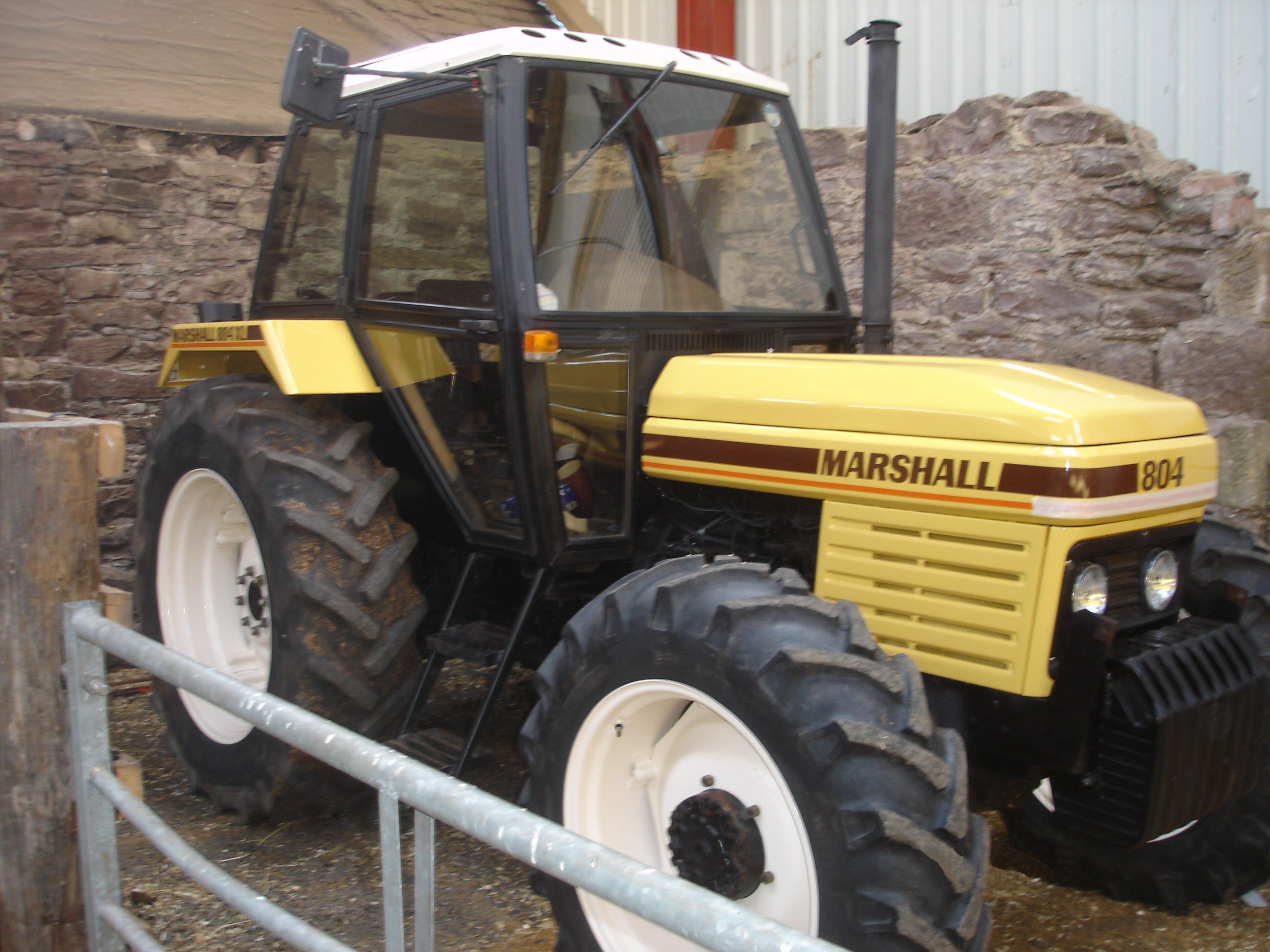 1985 MARSHALL 804XL 4cylinder diesel TRACTOR Reg. No. B562 GNT Serial ...
