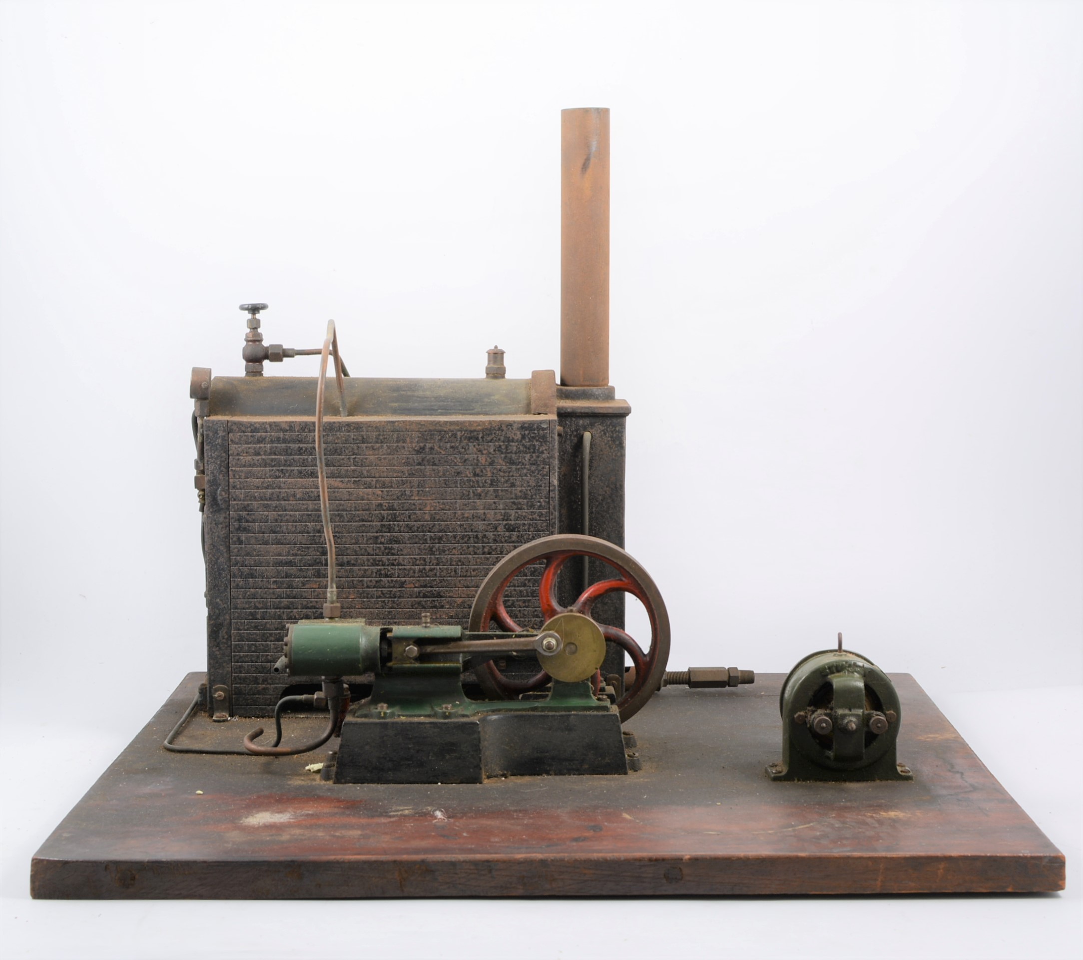Bassett-Lowke live steam stationary engine, with horizontal boiler ...
