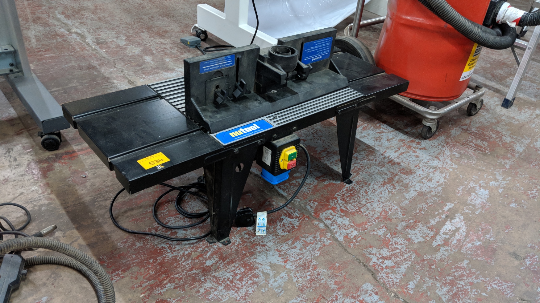 Nutool benchtop router system including Ferm FBF-8E router Please note ...