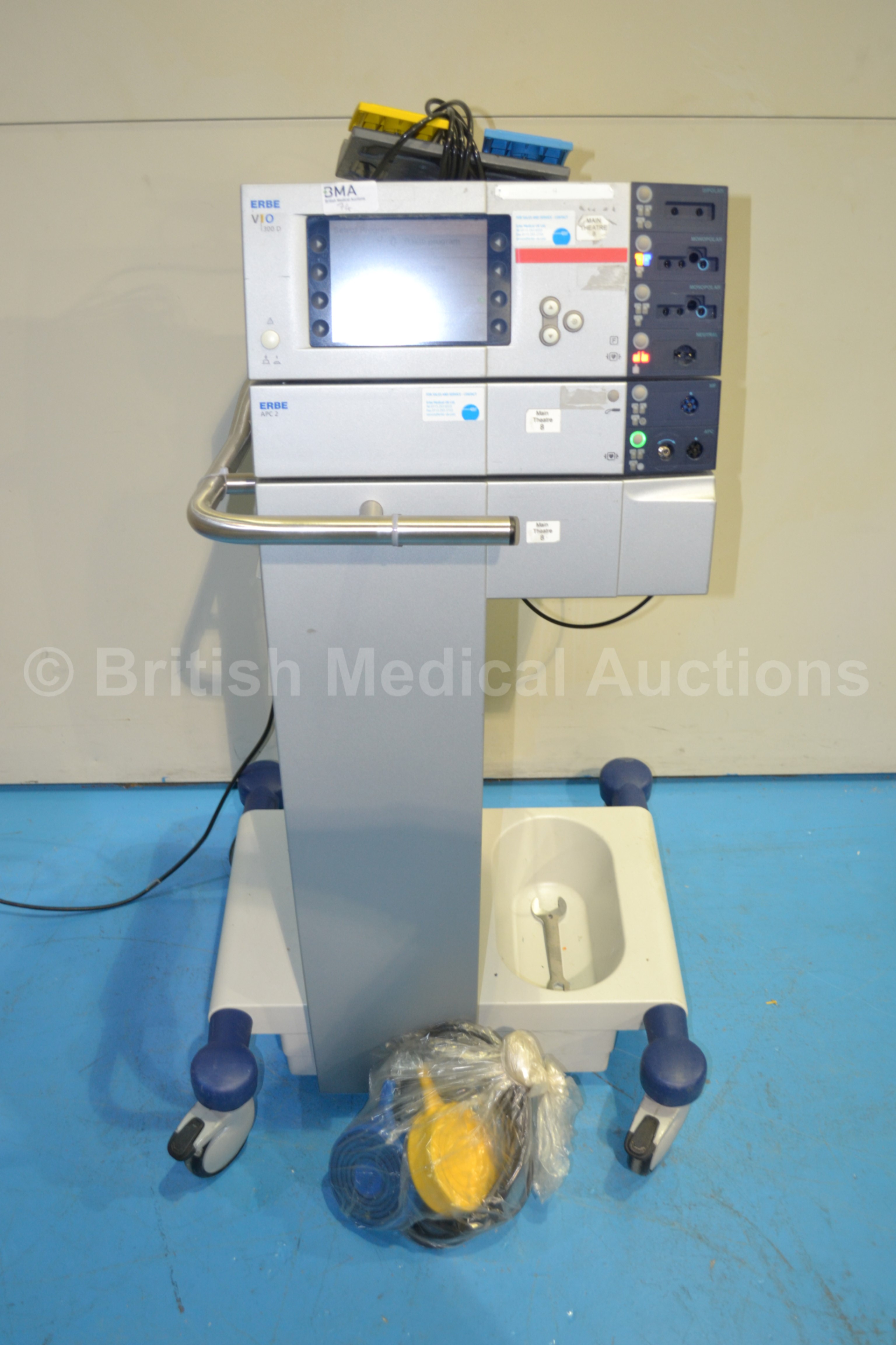 { Option of lots: 103, 104 } ERBE VIO 300D and ERBE APC 2 ...