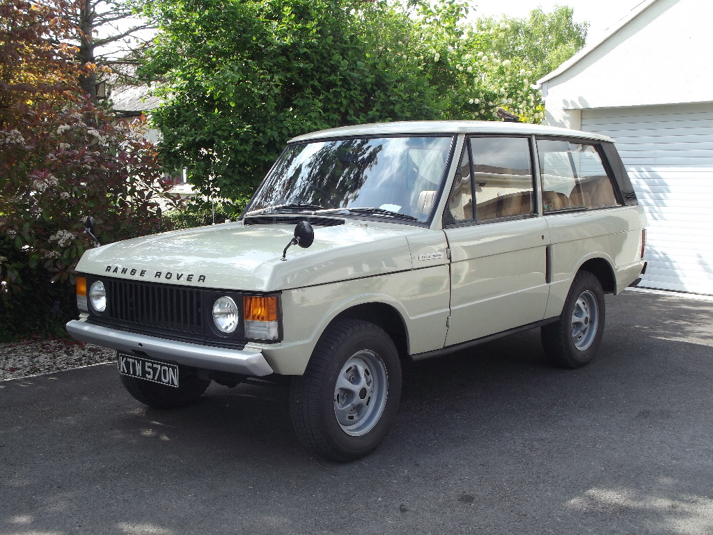 A 1975 Range Rover two door Classic, registration number KTW 570N ...