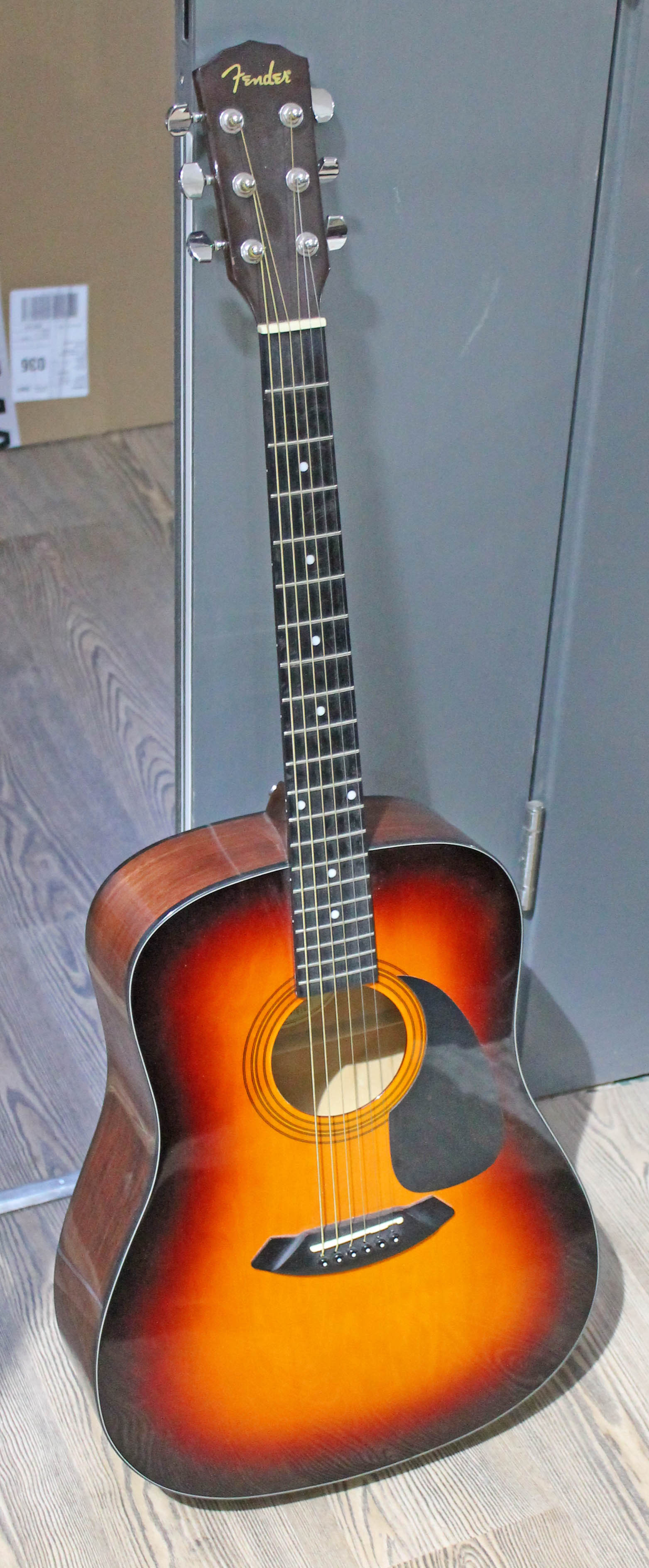 A Fender DG-5SBST acoustic guitar.