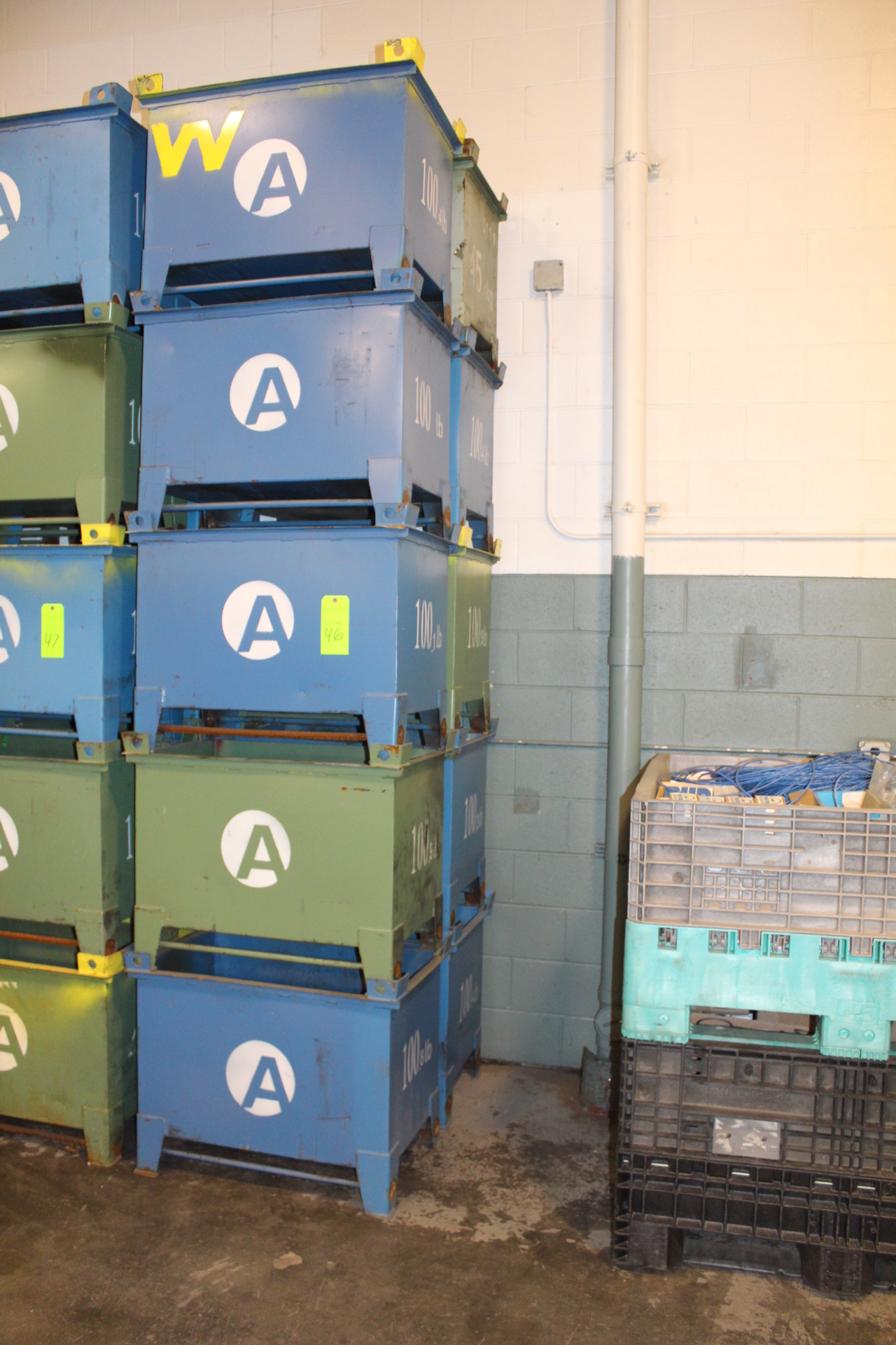 Lot of (10) 31" x 19-1/2" x 20 High Stackable Steel Skid Boxes - Fraser, MI