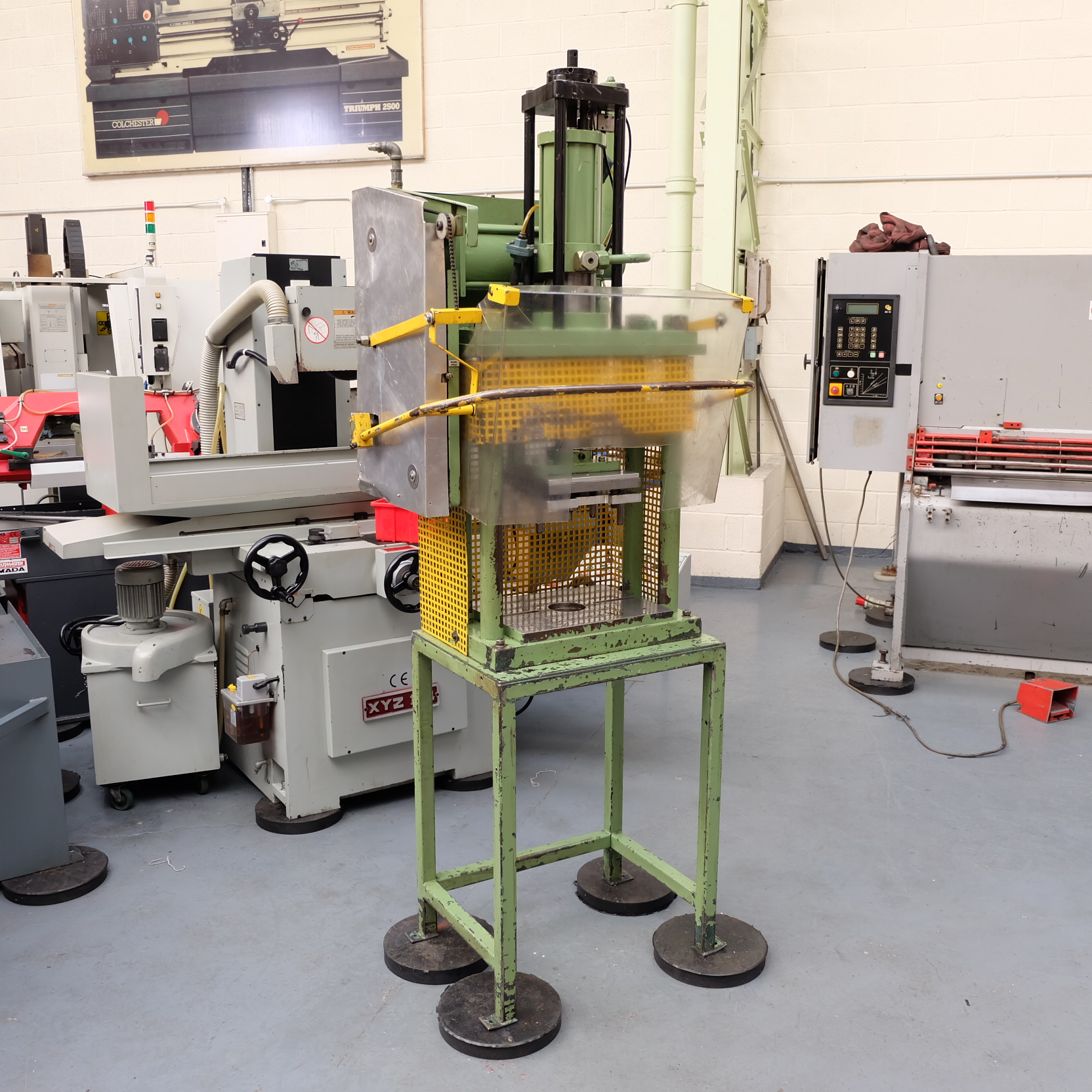 A Pneumatic Press on Stand, Pressure 160 PSI, Platen Size 16in x 12in ...