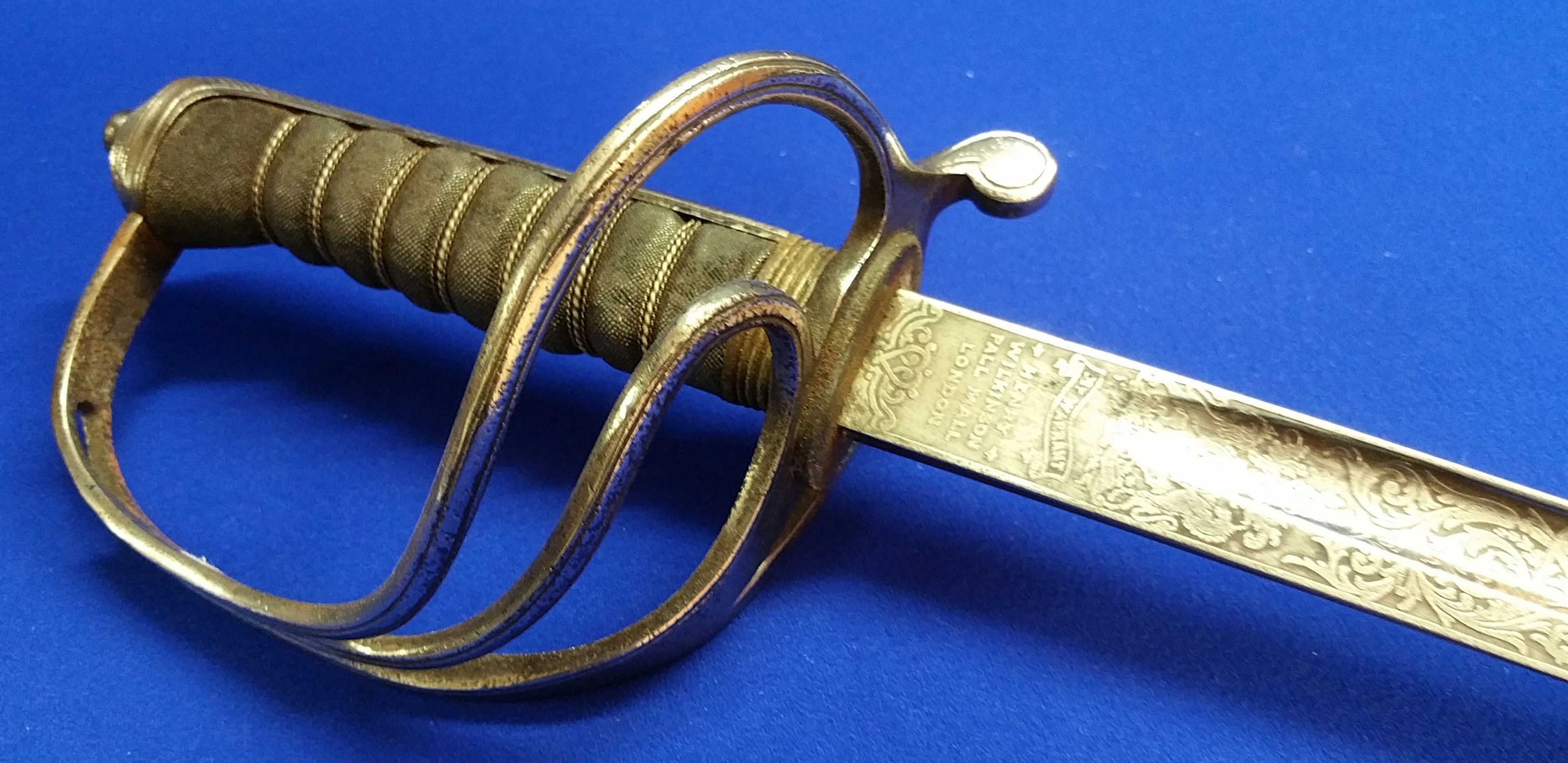 WORLD WAR 1 ROYAL ARTILLERY OFFICERS PRESENTATION SWORD MADE BY WILKINSONS SWORD OF LONDON