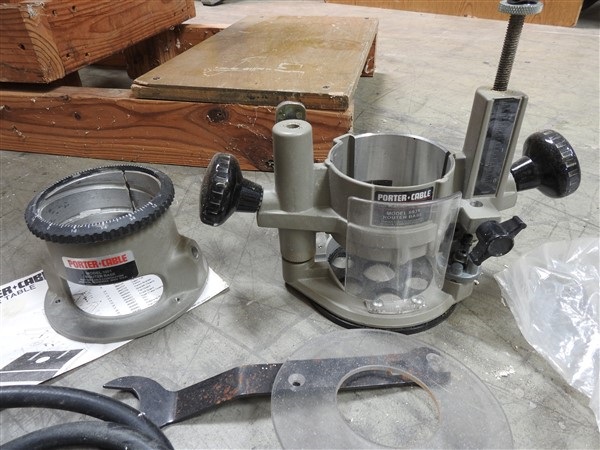 PORTER CABLE 698 SHAPER TABLE WITH PLUNGE ROUTER MODEL 6912 &ACCESSORIES
