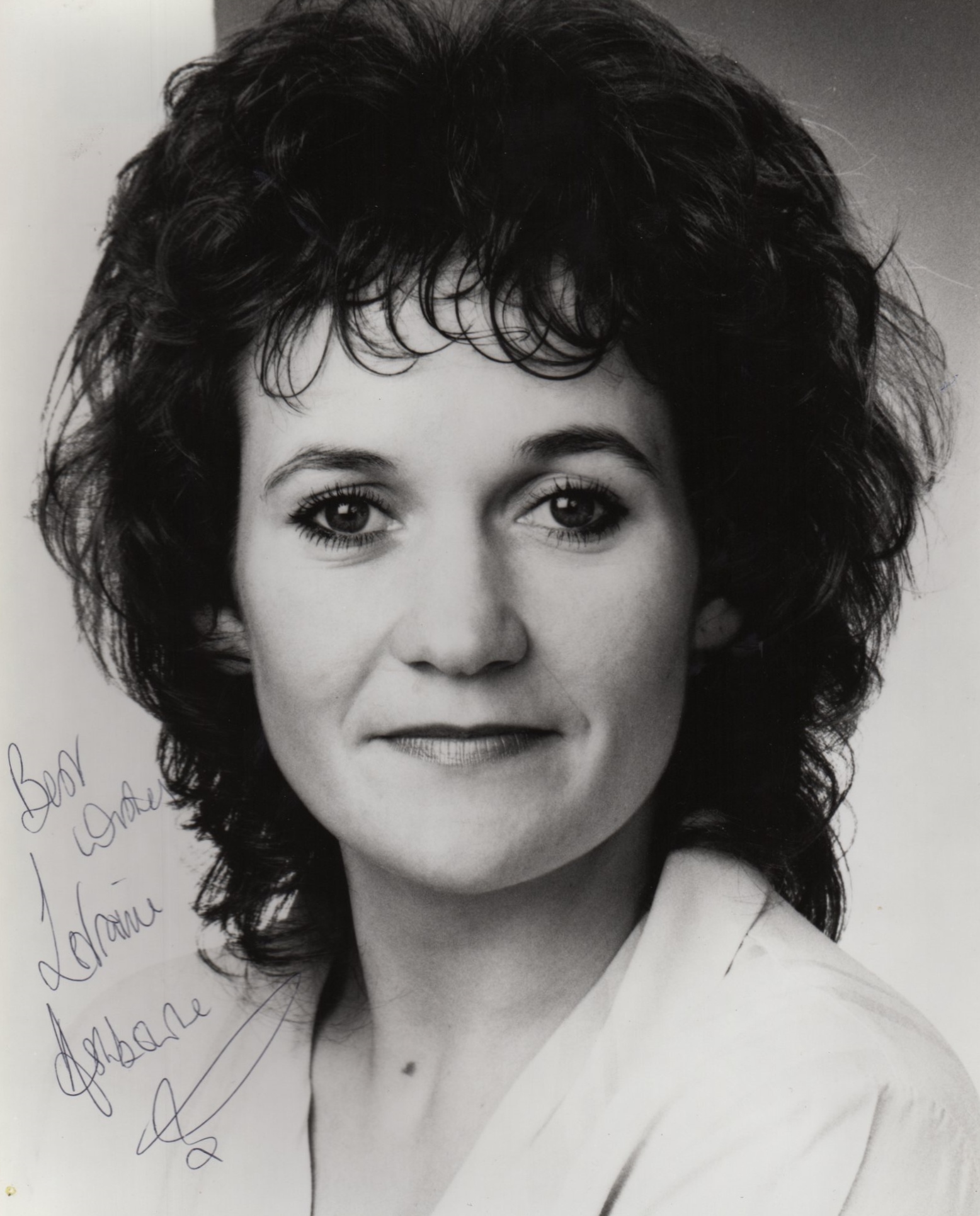 ACTRESSES: Selection of signed 8 x 10 photographs by various actresses ...