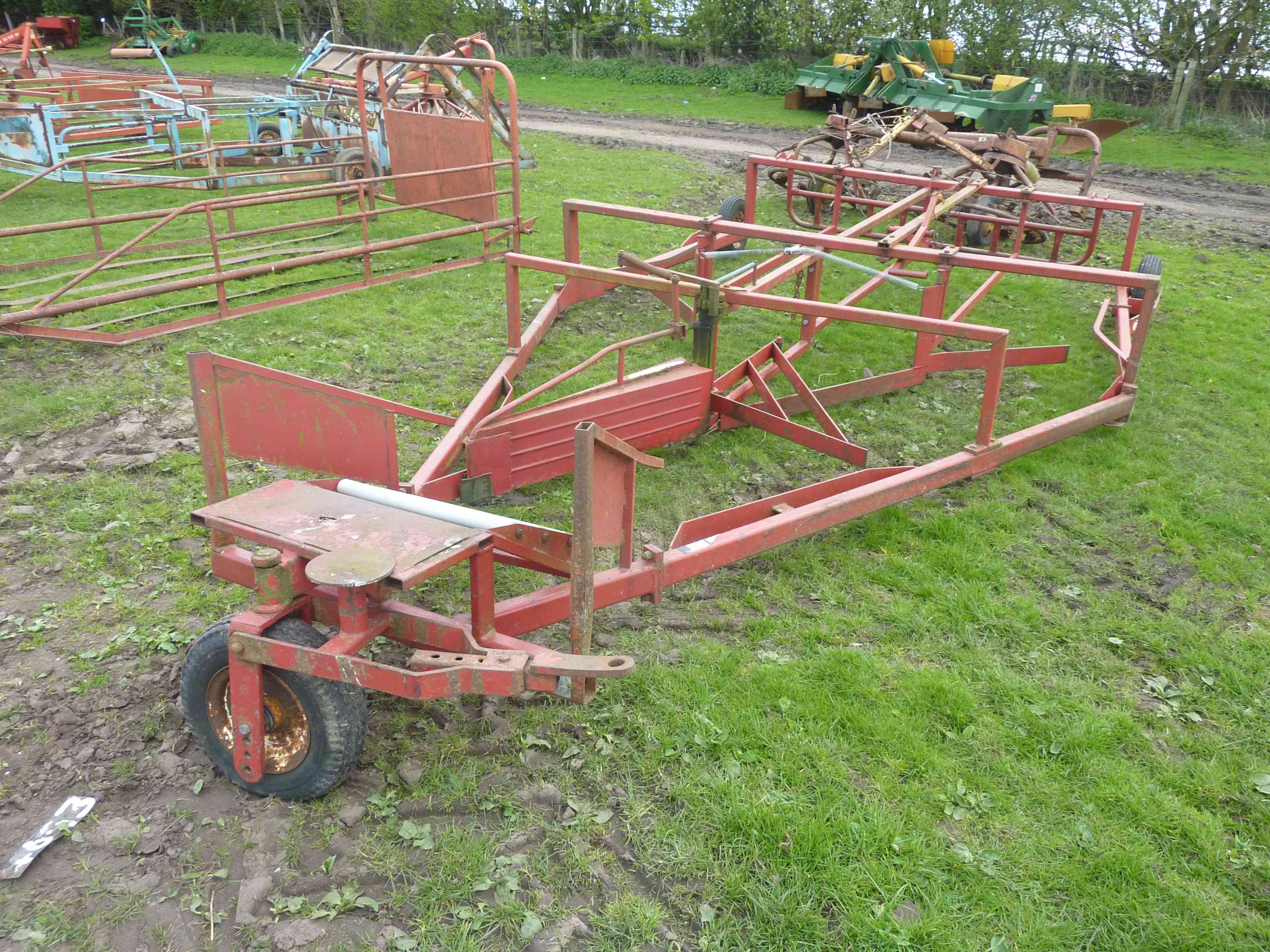 4693 Russell flat 8 bale sledge