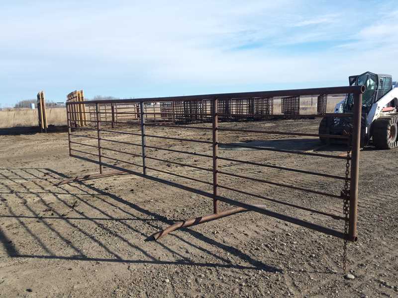 { Choice of lots: 47, 48, 49, 50 (P) } (5) 24 ft Free Standing Pipe ...