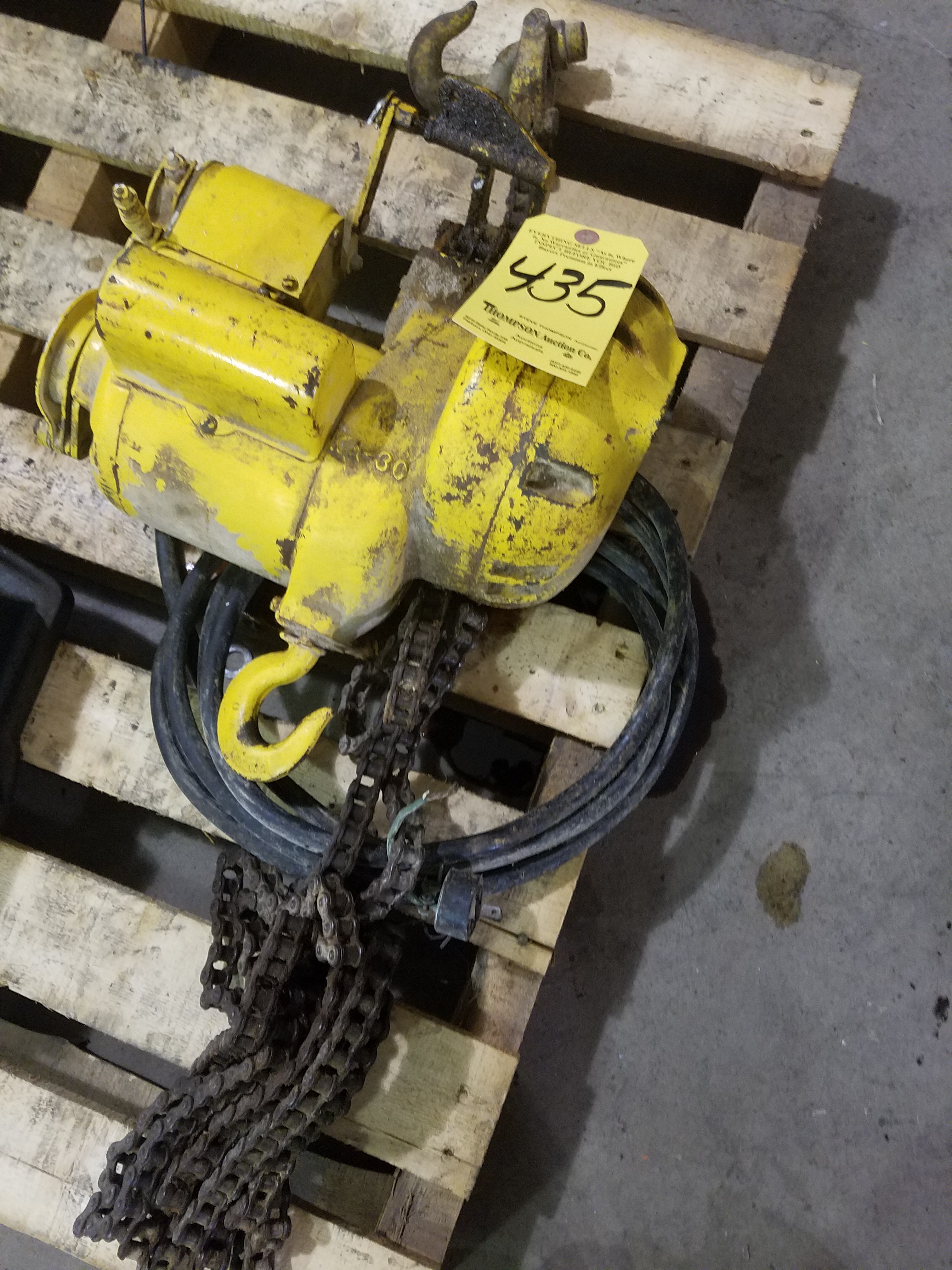 Budget 1/2 Ton Electric Hoist