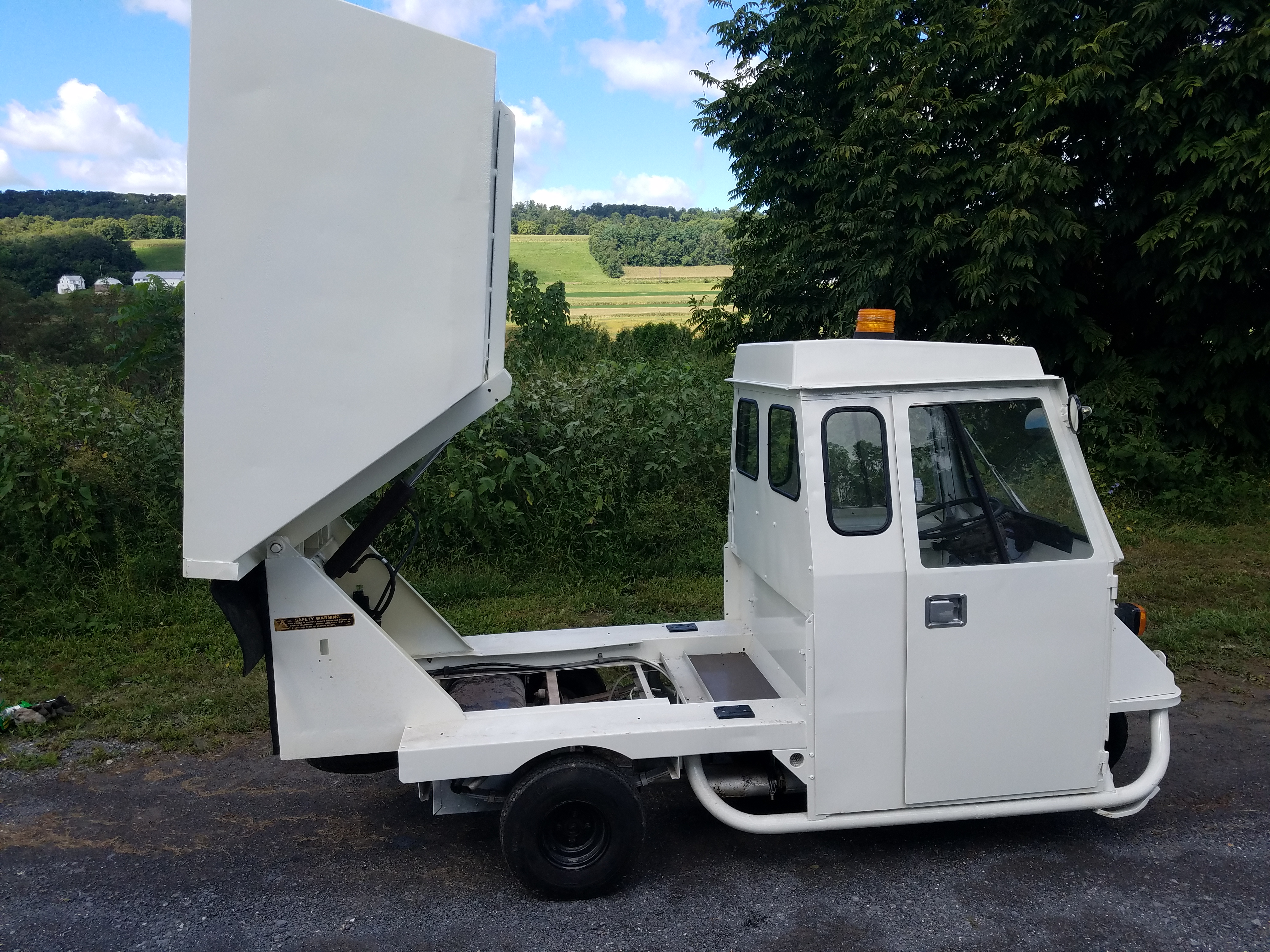 Cushman 3-Wheel Vehicle/Truckster, with Hydraulic Dump Bed, Vin 898434 ...