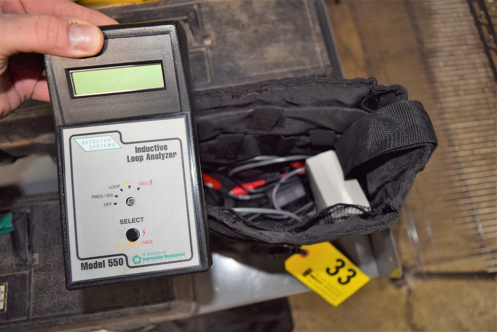 USTC MODEL 550 INDUCTIVE LOOP ANALYZER