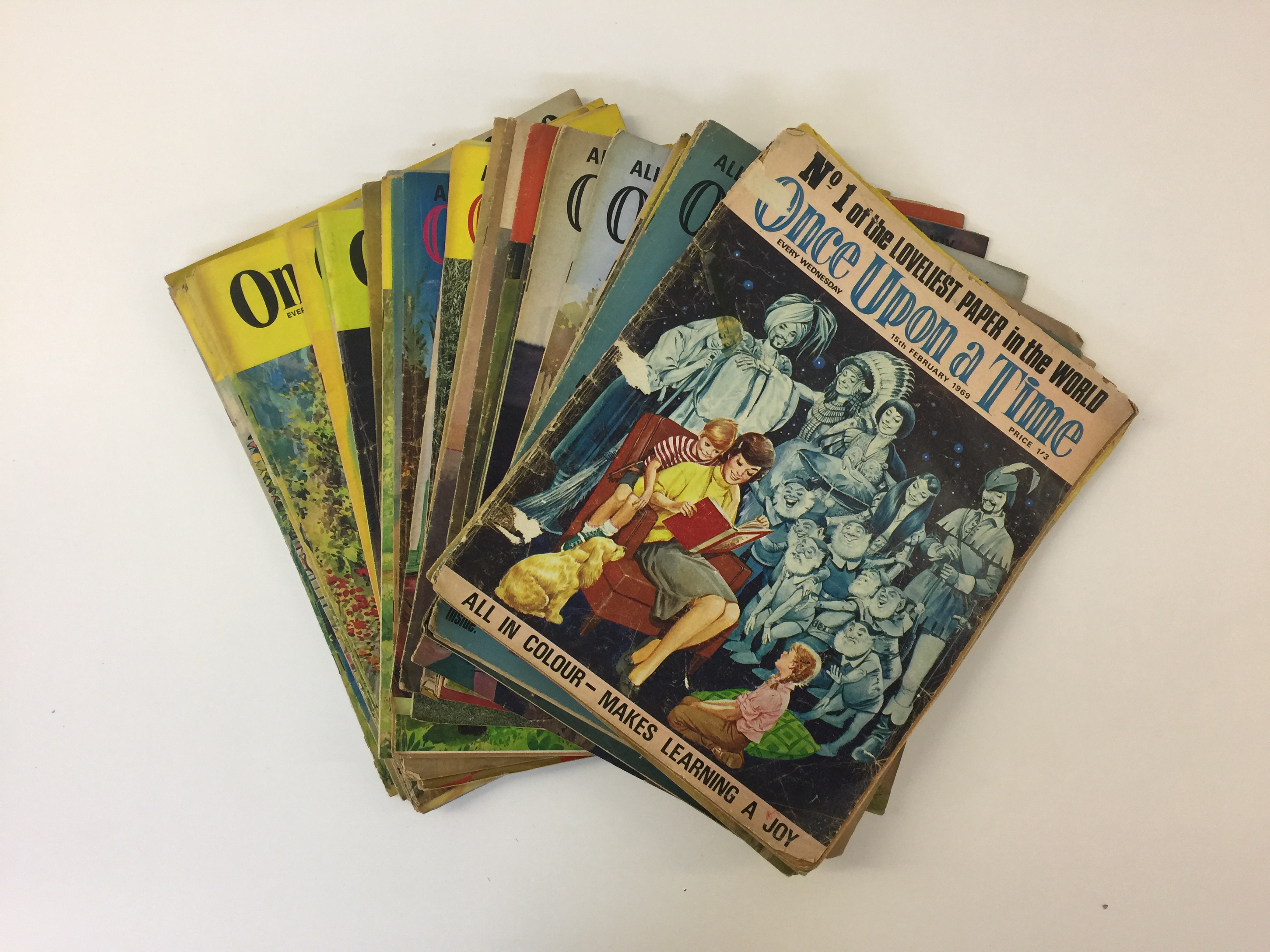 VINTAGE CHILDRENS MAGAZINE COLLECTION - Collection of 60s/70s kids ...
