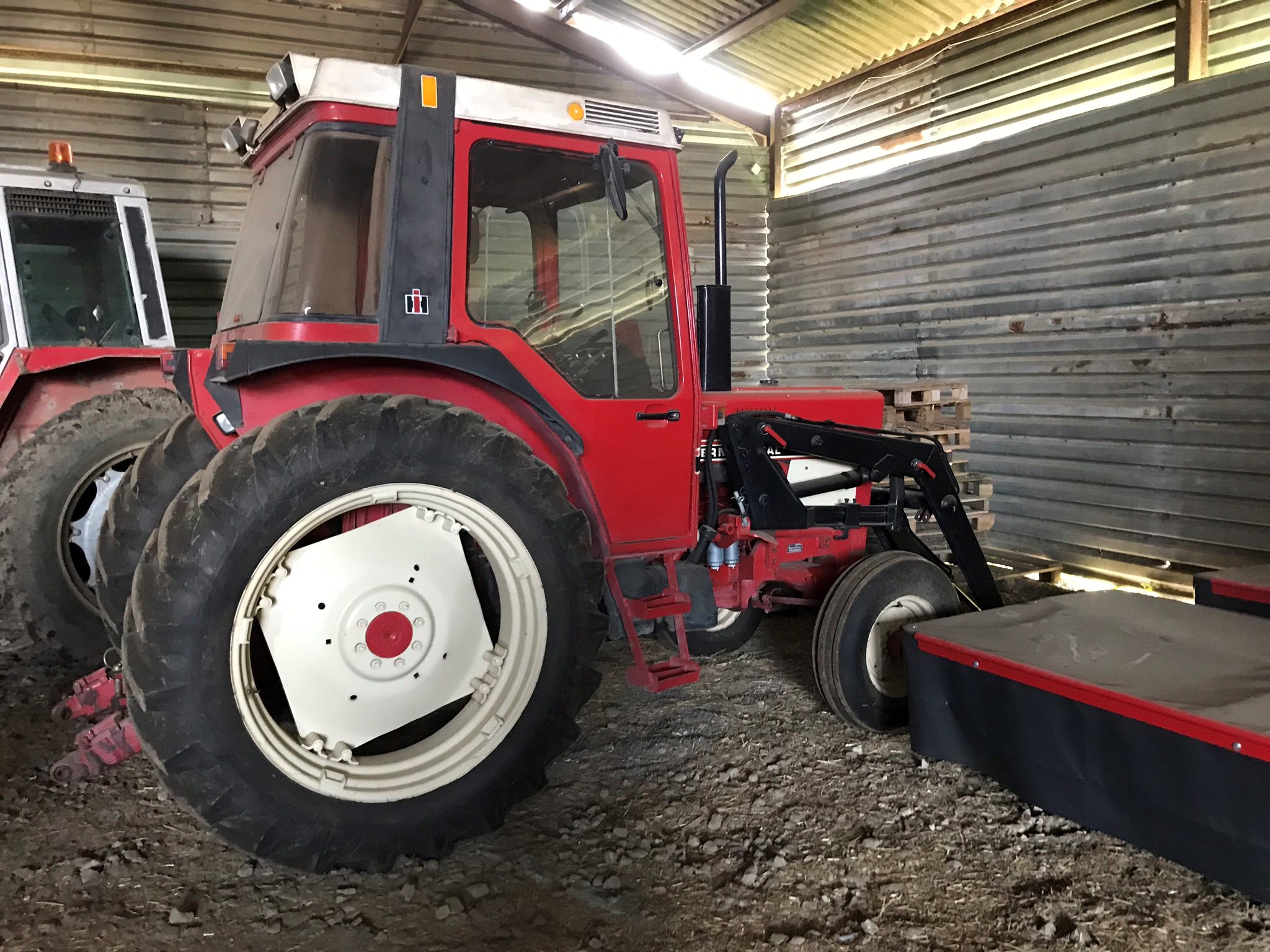 1984 Case International 785XL, two wheel drive c/w front loader, 13.6 ...