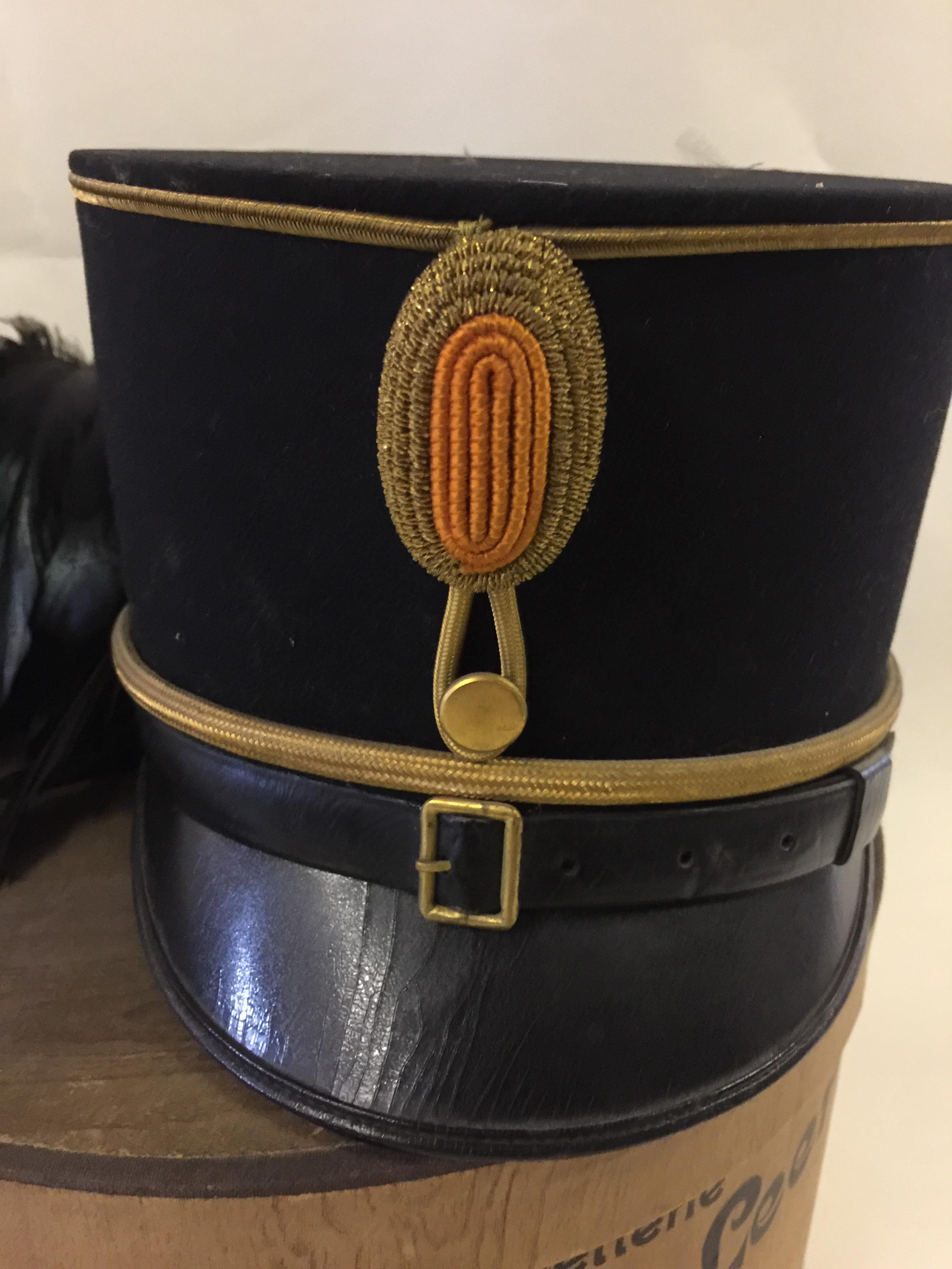 DUTCH MILITARY SHAKO - with black feather plume and original box. The ...