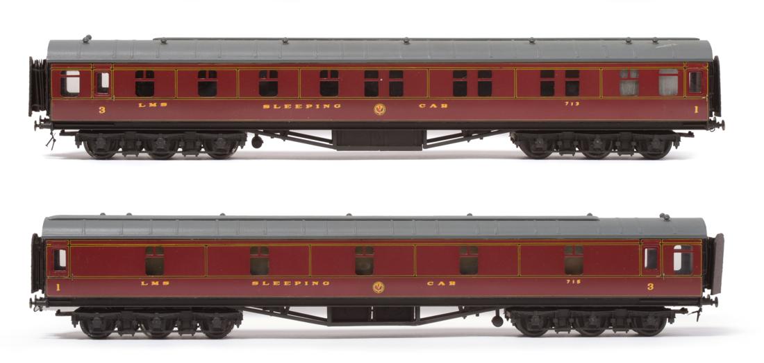 Exley OO-Gauge GWR Ocean Mails Coach (E-G, lacks one buffer) together ...