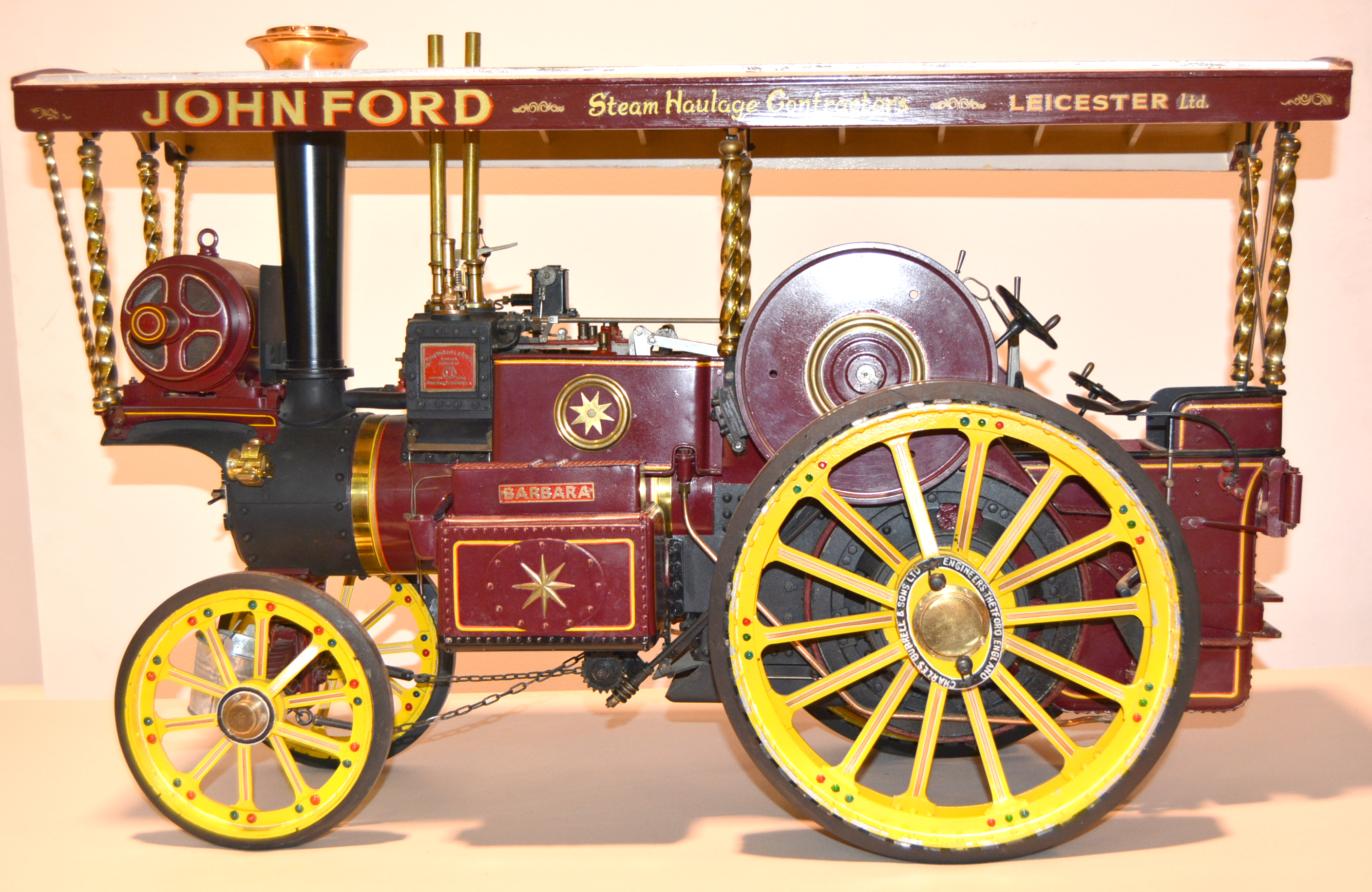 A well built model of a Showman's Traction engine, 2inch scale with ...