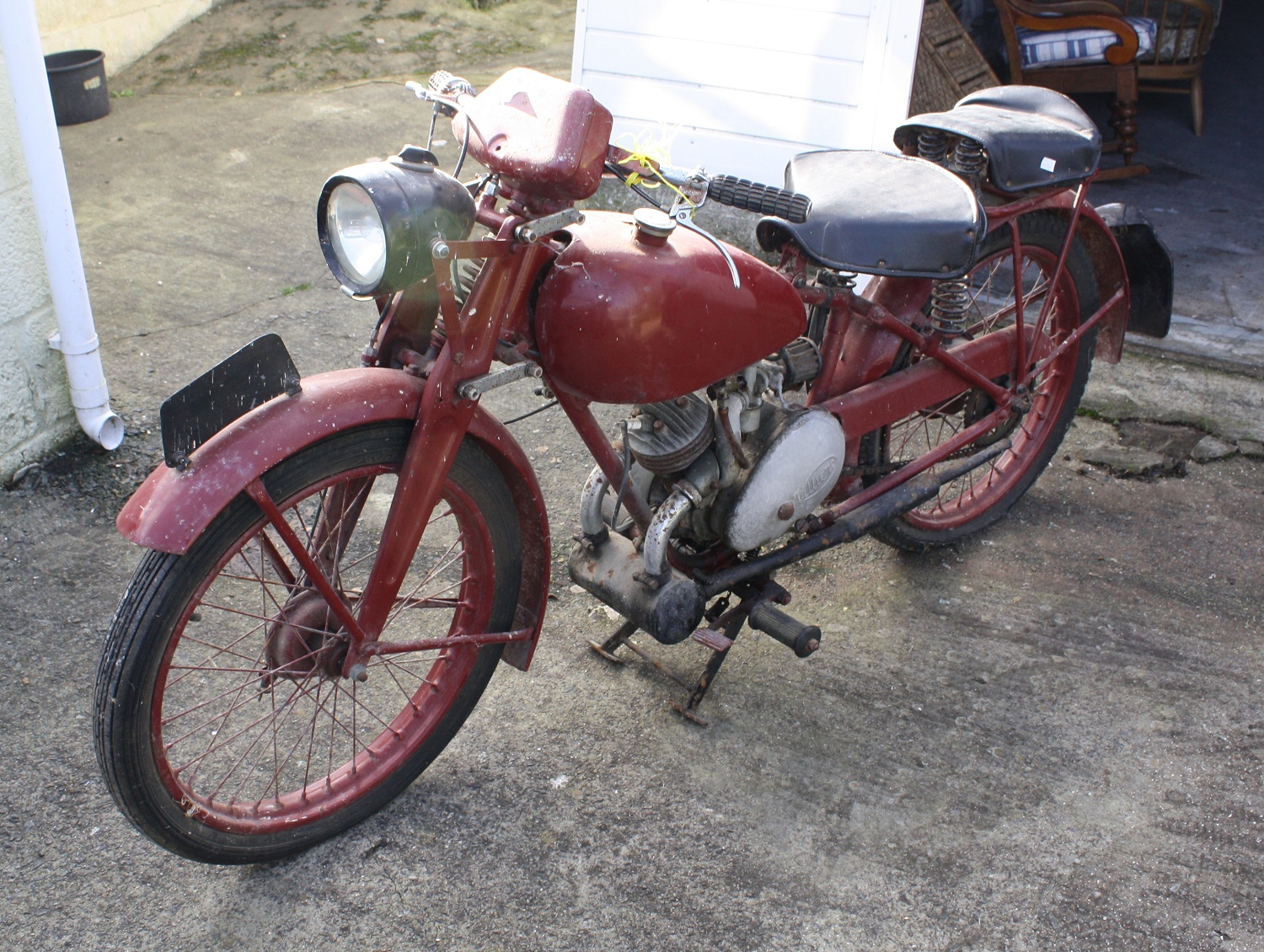 A 1930s vintage James motorcycle for restoration, with Villiers engine ...