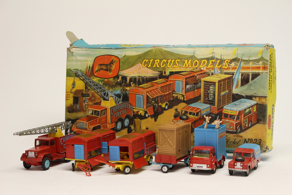 Corgi: Corgi Toys Gift Set No.23 "Chipperfield Circus" Circus models ...