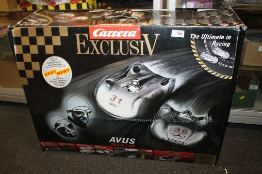 A BOXED CARRERA EXCLUSIV AVUS 1:24 SCALE 20310 RACING SET