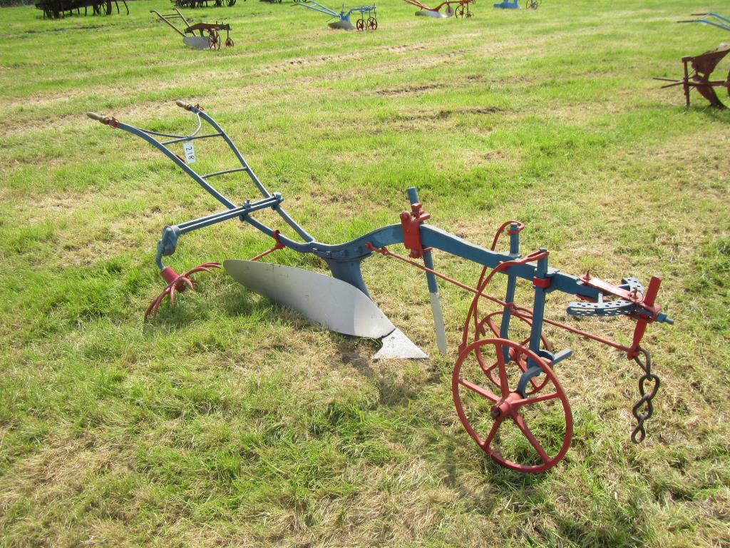 Howard Bedford single furrow horsedrawn plough c/w Corbett, Wellington ...