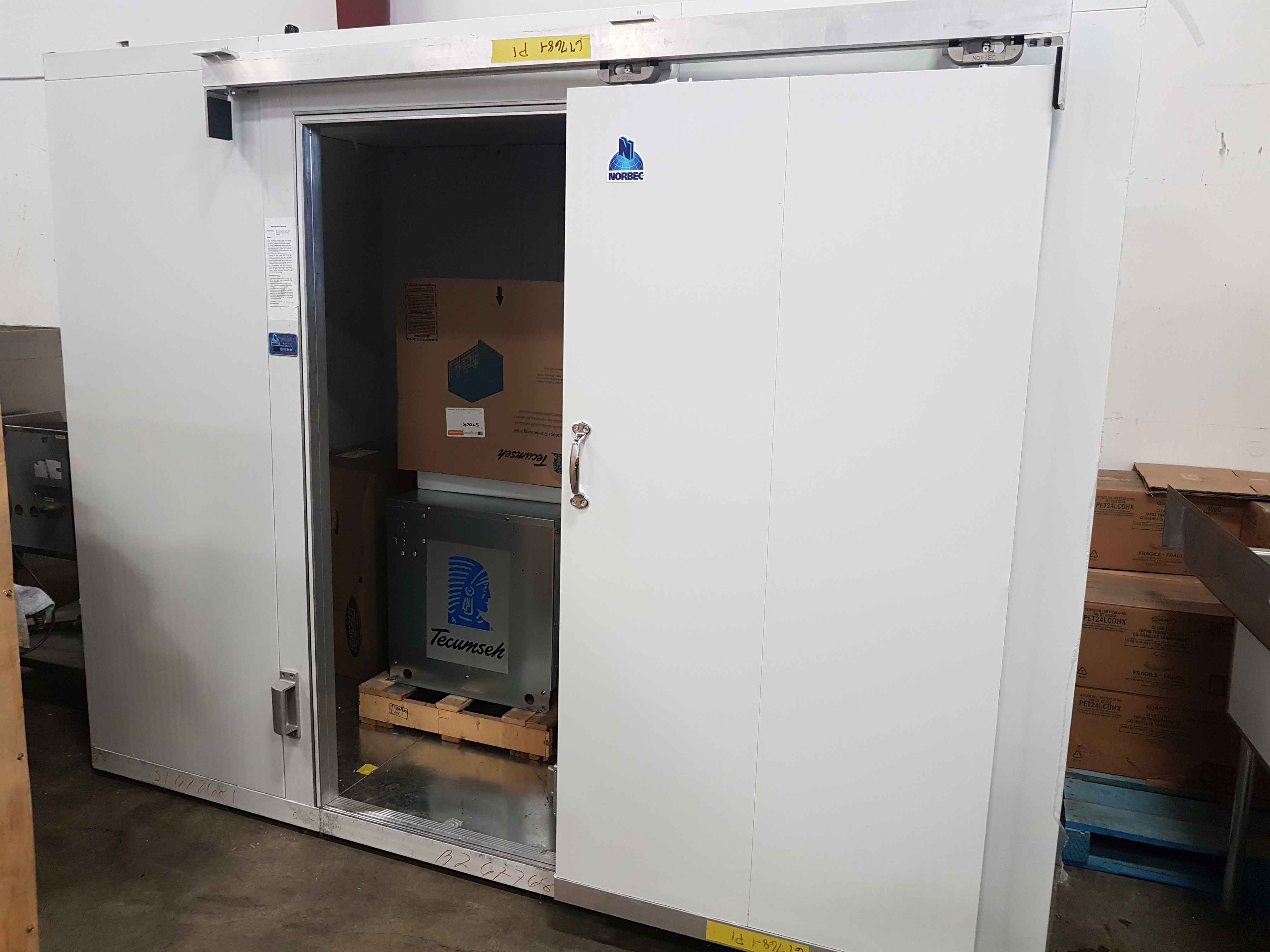 Norbec Sliding Door Walk-In Freezer with Tecumseh/Heatcraft, New 116 ...