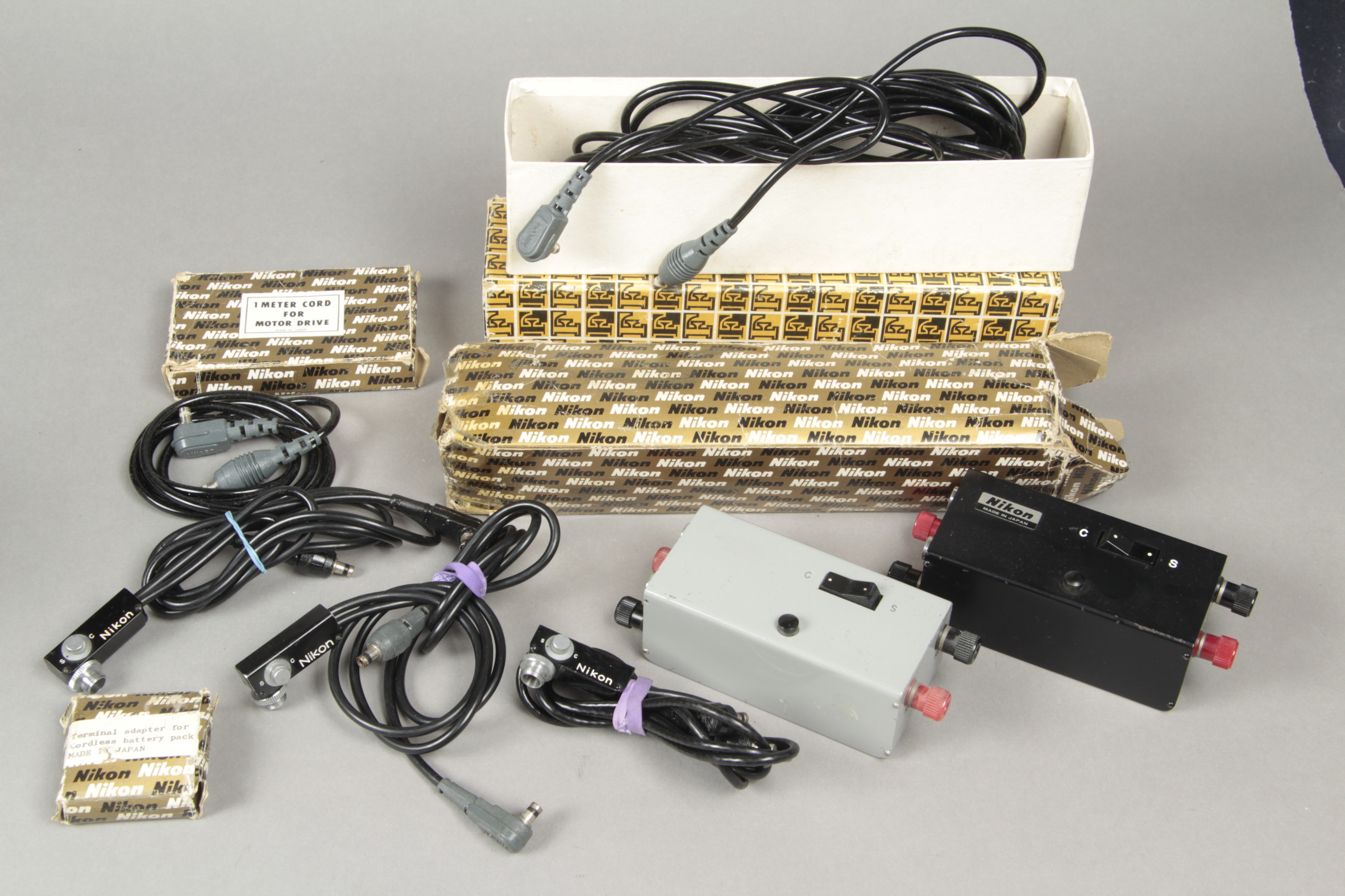 Nikon F36 Motor Accessories, relay boxes, extension cords and cords to ...