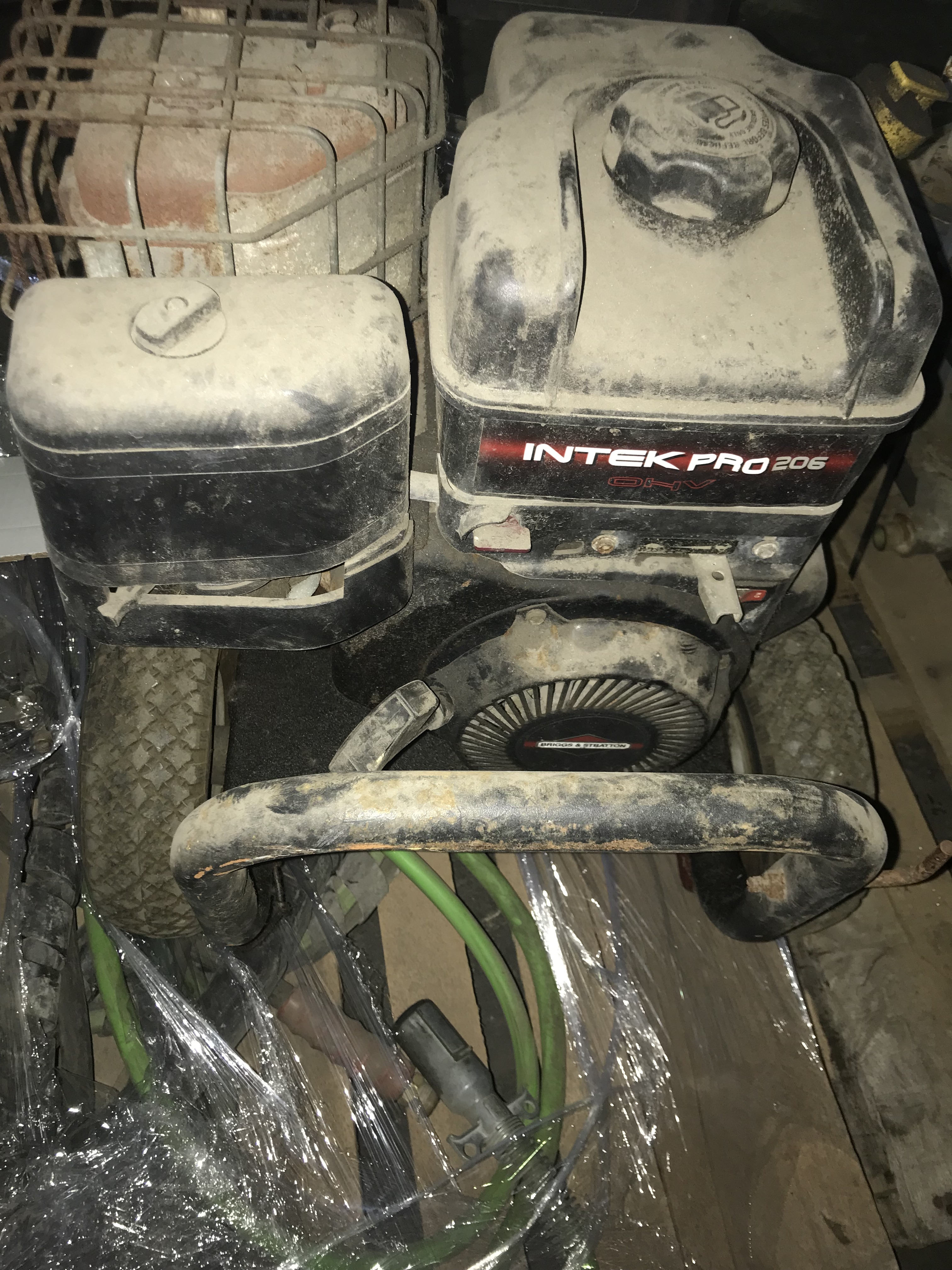 Generac Power Washer (gas type), 2500 PSI, 3.0 GPM, 6.5 HP and pallet ...