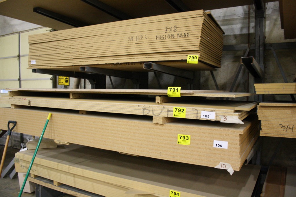 3/4'' X 5' X 10' PARTICLE BOARD WHITE SHEETS