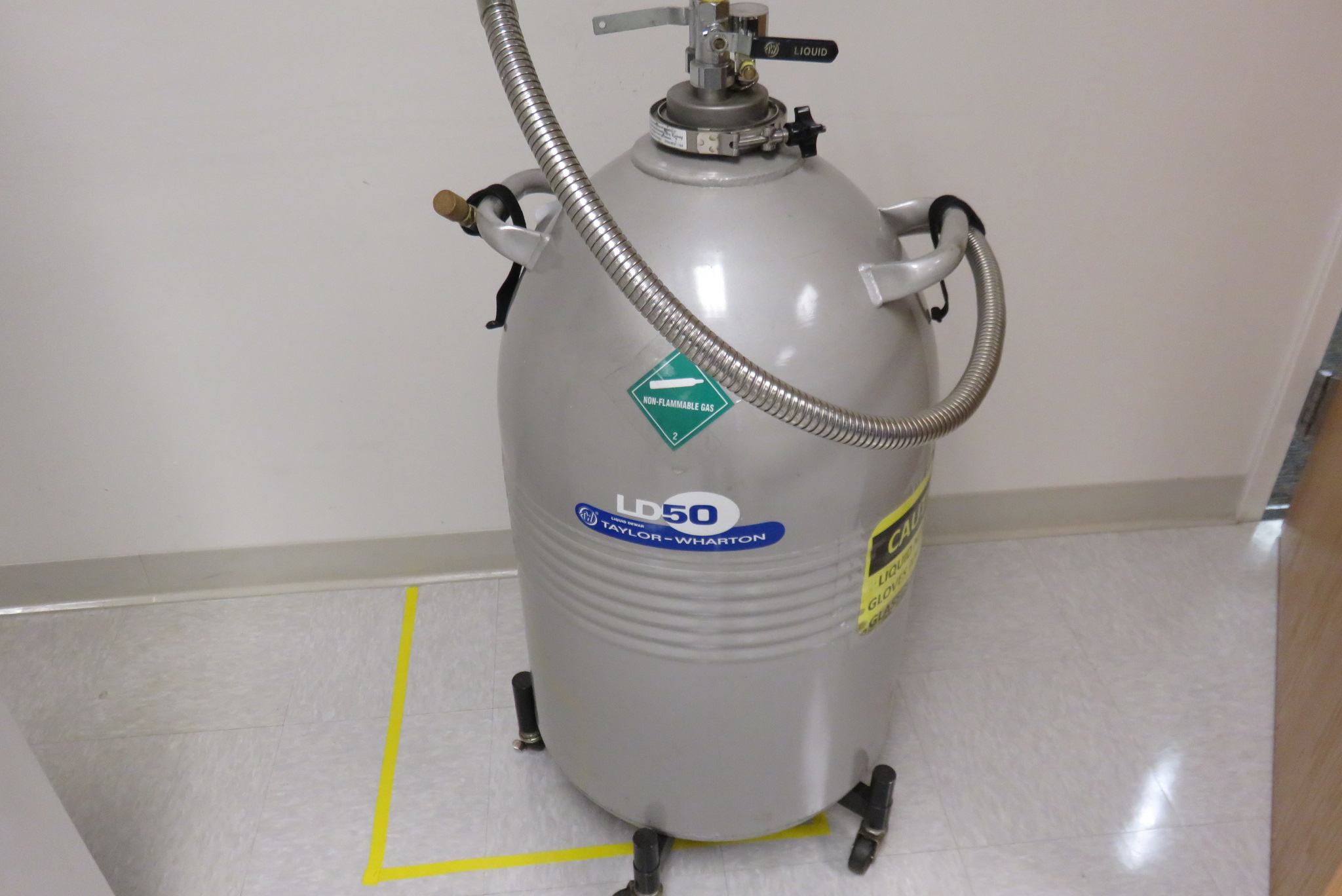 Manufacturer: Taylor-Wharton, Model: LD-50 Liquid Nitrogen Dewar with ...