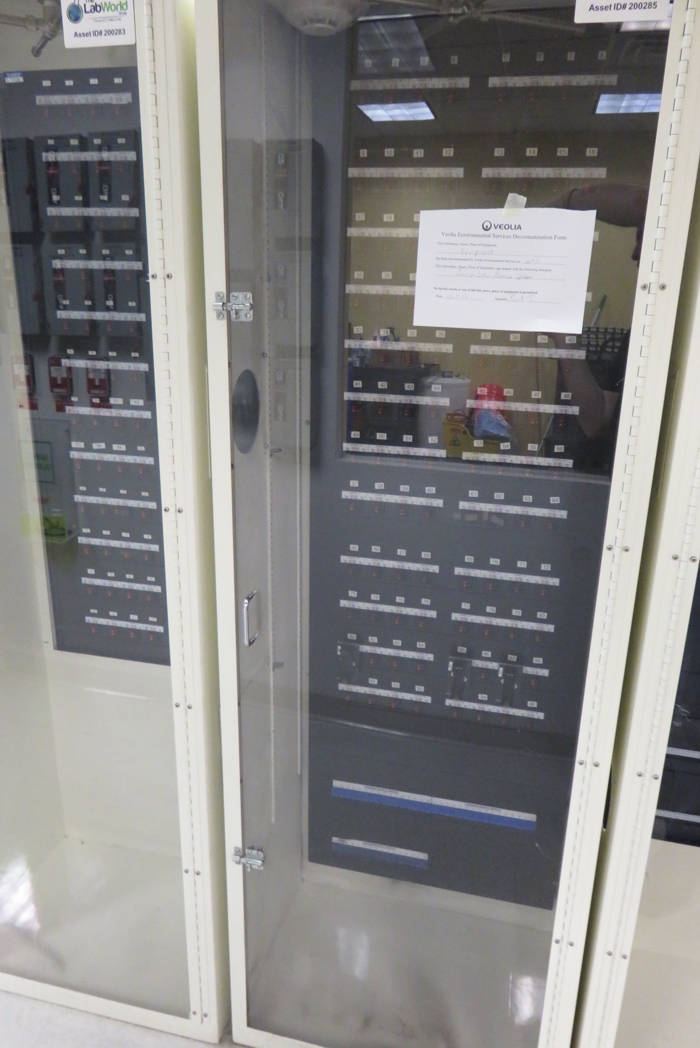 Manufacturer: Maccor, Model: Series 4000, SN: A080615 4000 Series ...