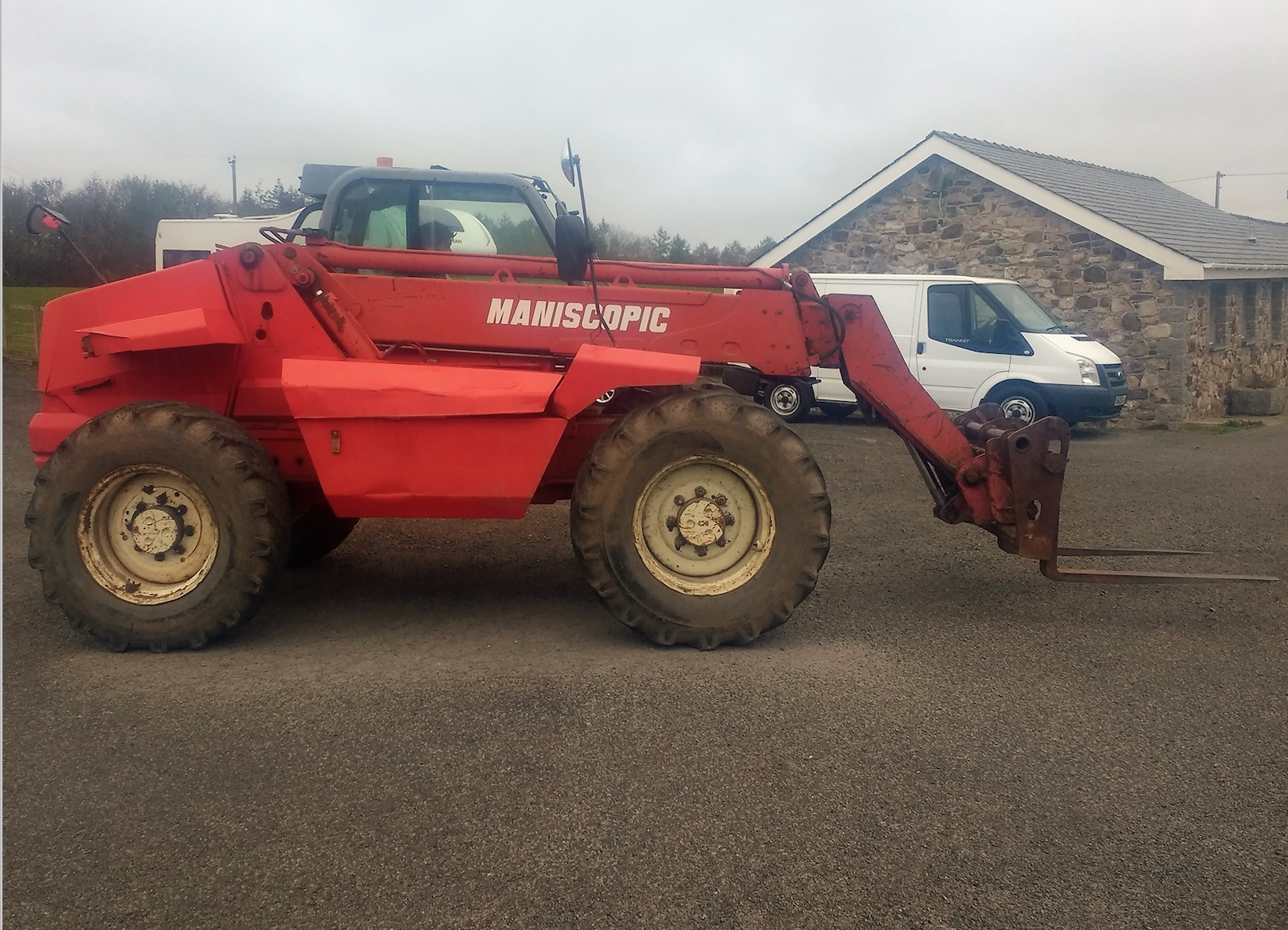 1998 9m Manitou Maniscopic, 14000Hrs C/w Forks and Bucket attachments ...