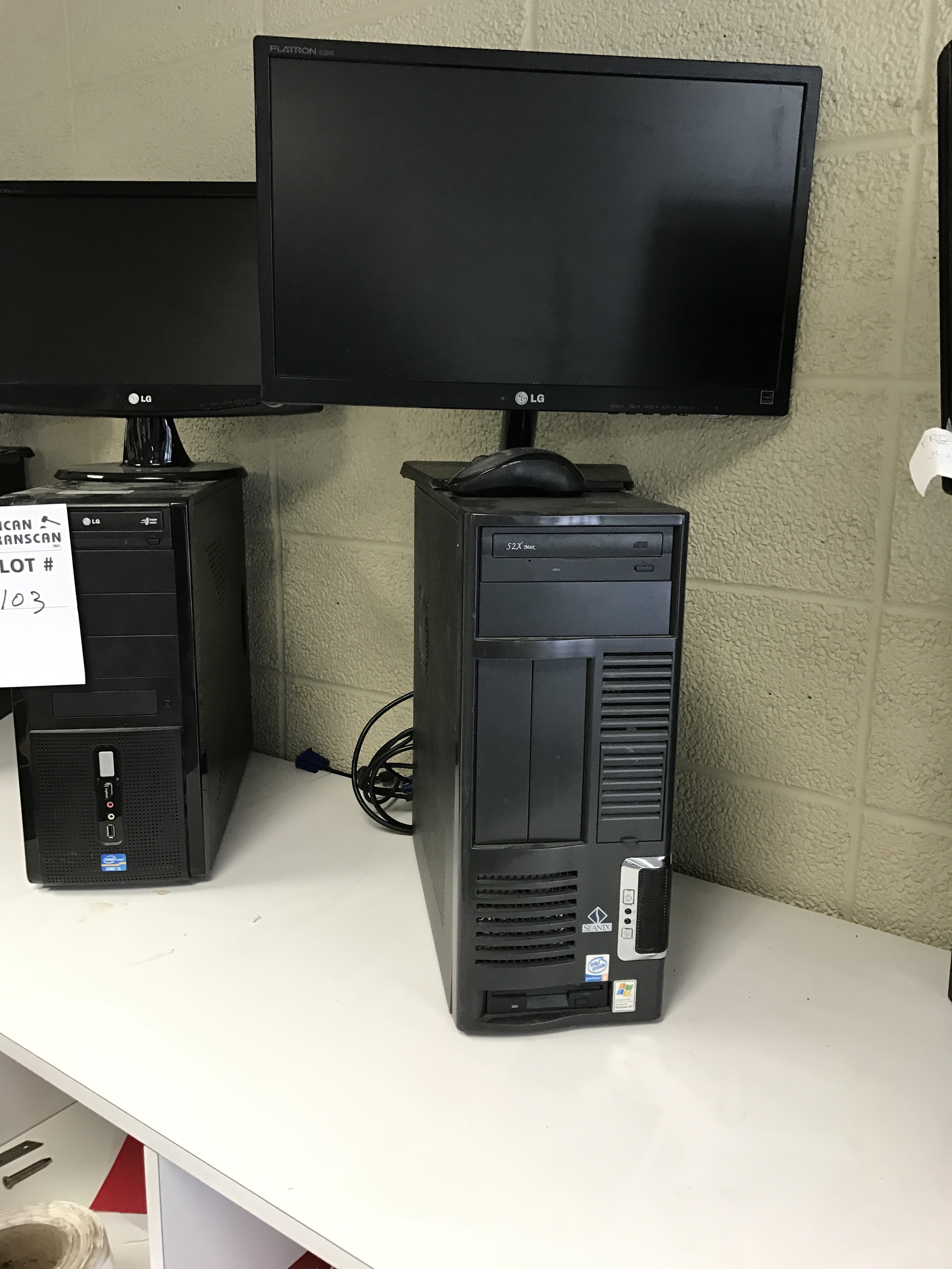 COMPUTER INTEL INSIDE PENTIUM WINDOWS XP