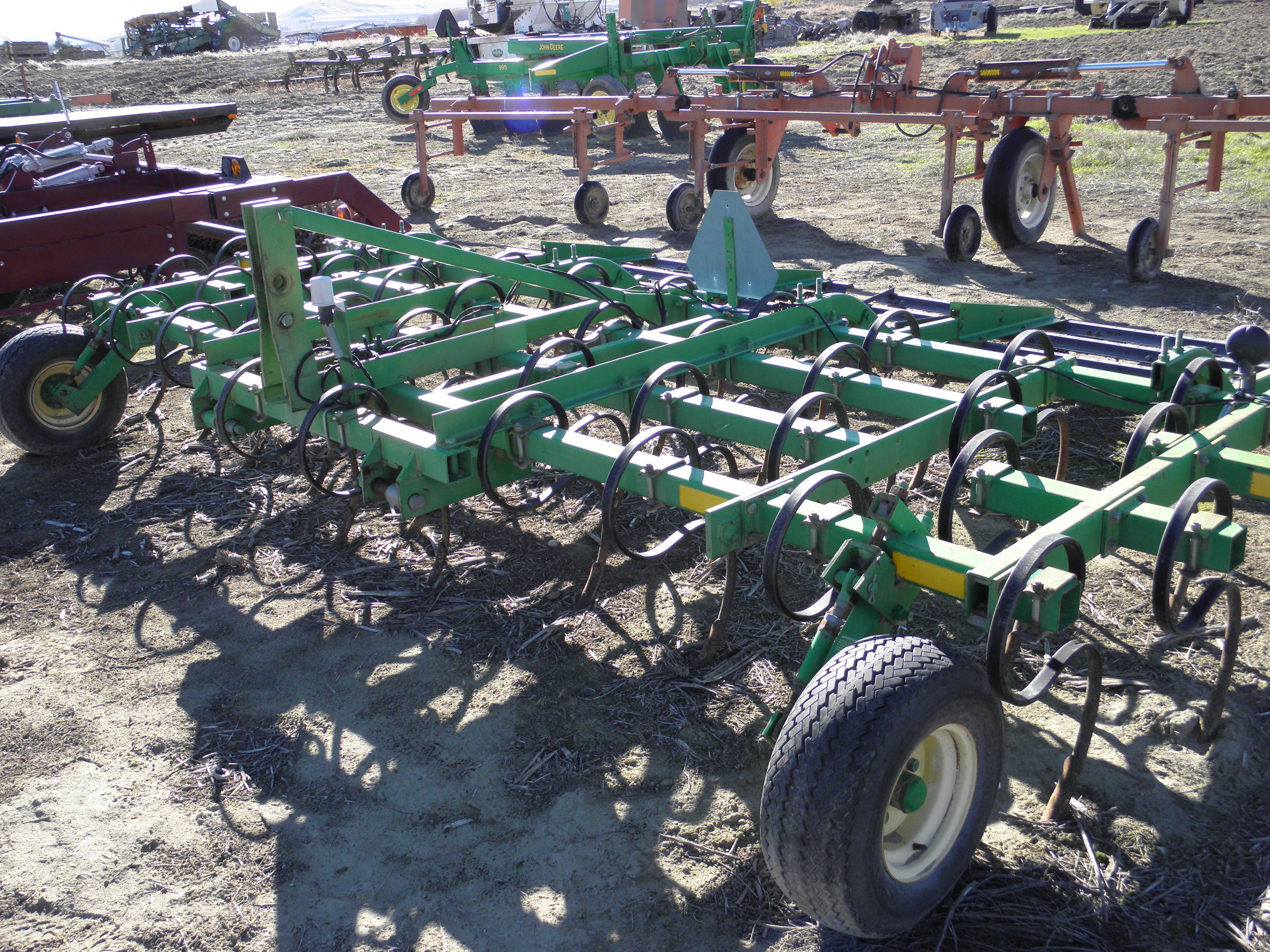 JD 960 16' 3pt triple k cultivator w/spring tine soil conditioner ...