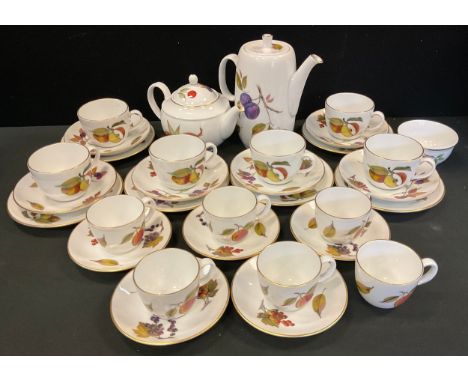 royal worcester Auctions Prices | royal worcester Guide Prices