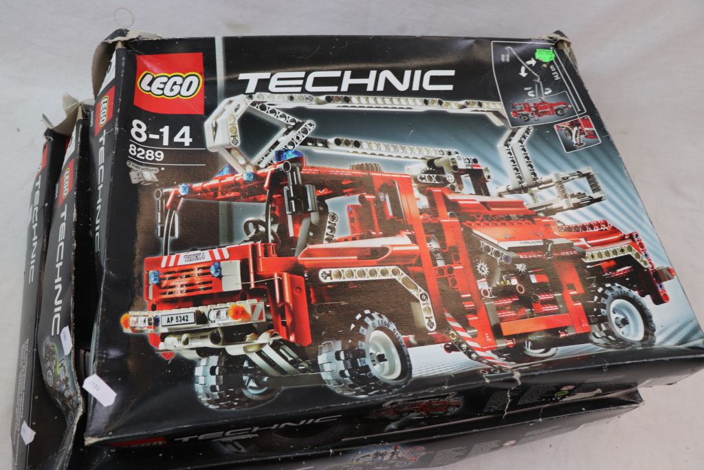 Seven boxed Lego Technics sets to include 8289, 8284, 8295, 8273, 8272 ...