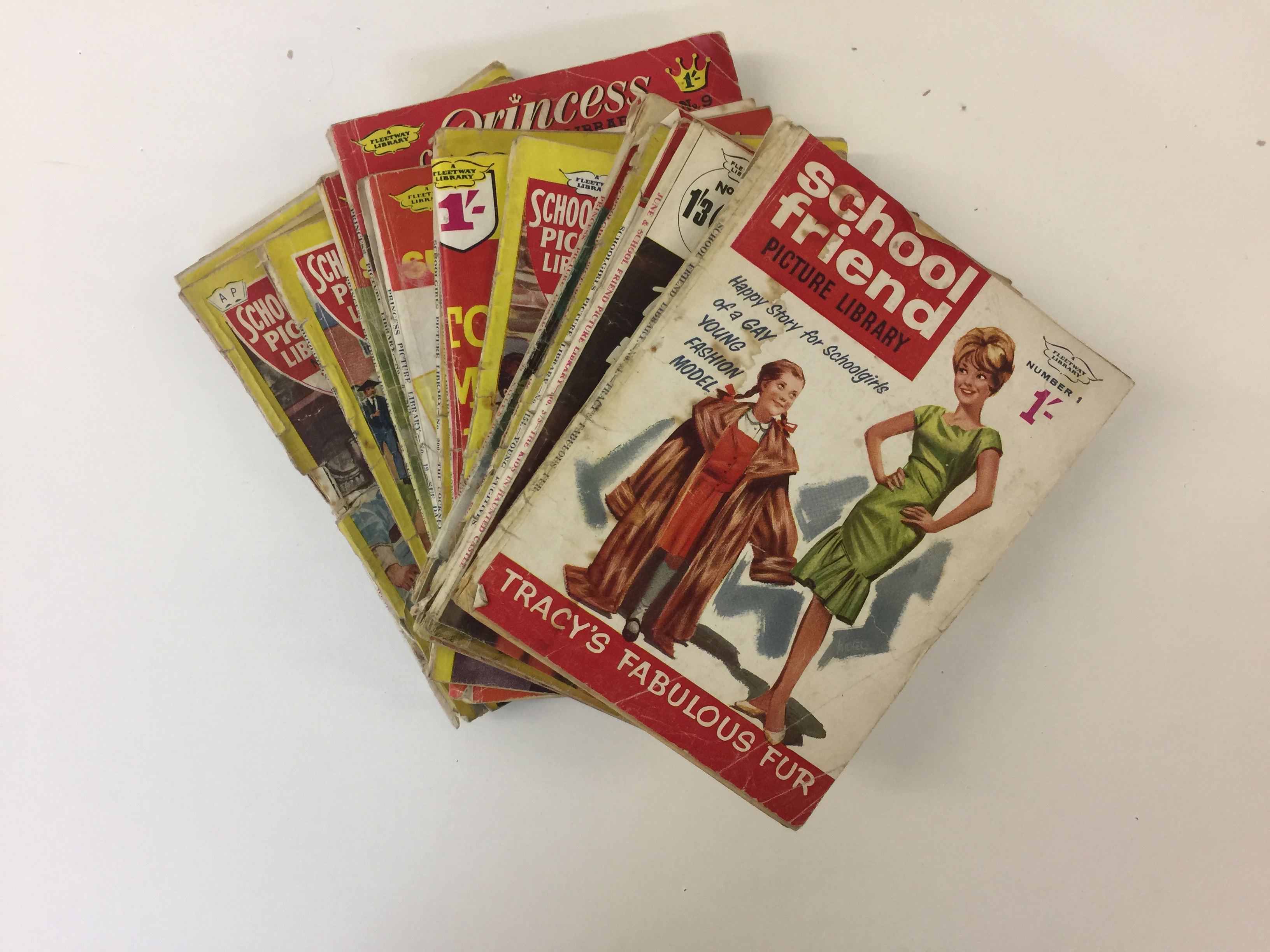 VINTAGE CHILDRENS MAGAZINE COLLECTION - Collection of 60s/70s kids ...