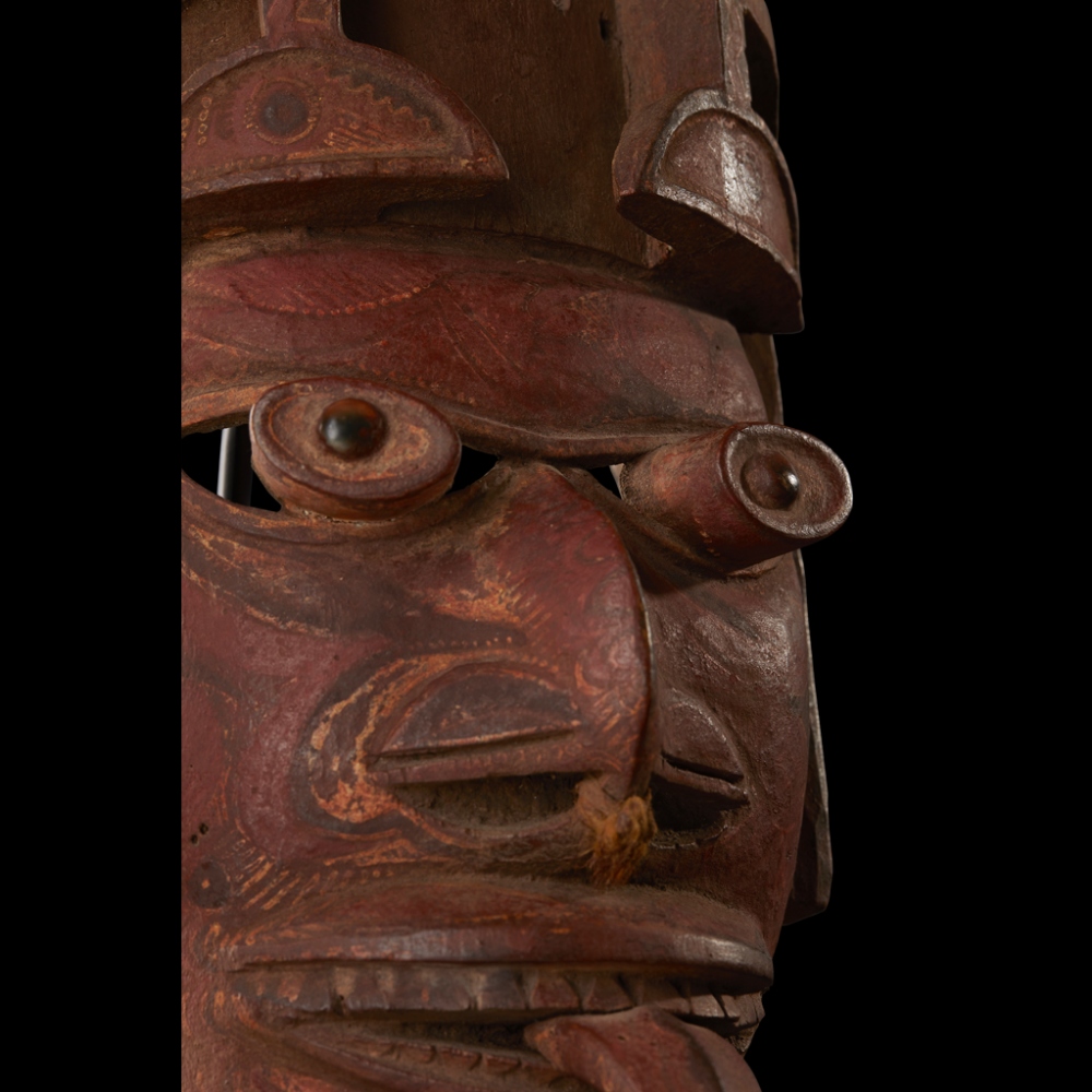 MALAGAN MASK NEW IRELAND 30cm high carved wood, pigment, opercula shell ...