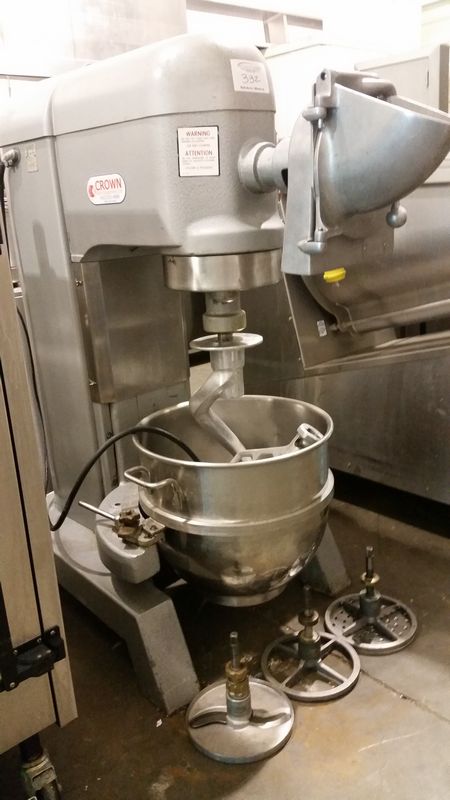 Hobart L-800 Mixer with Bowl, Hook, Paddle, Cheese Grater and 4 ...