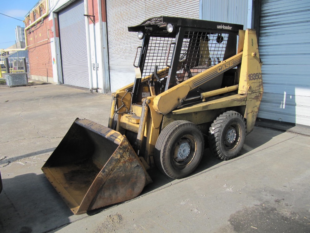 Case 1835C skid steer loader, 3914 hrs. indicated, diesel engine, s/n ...