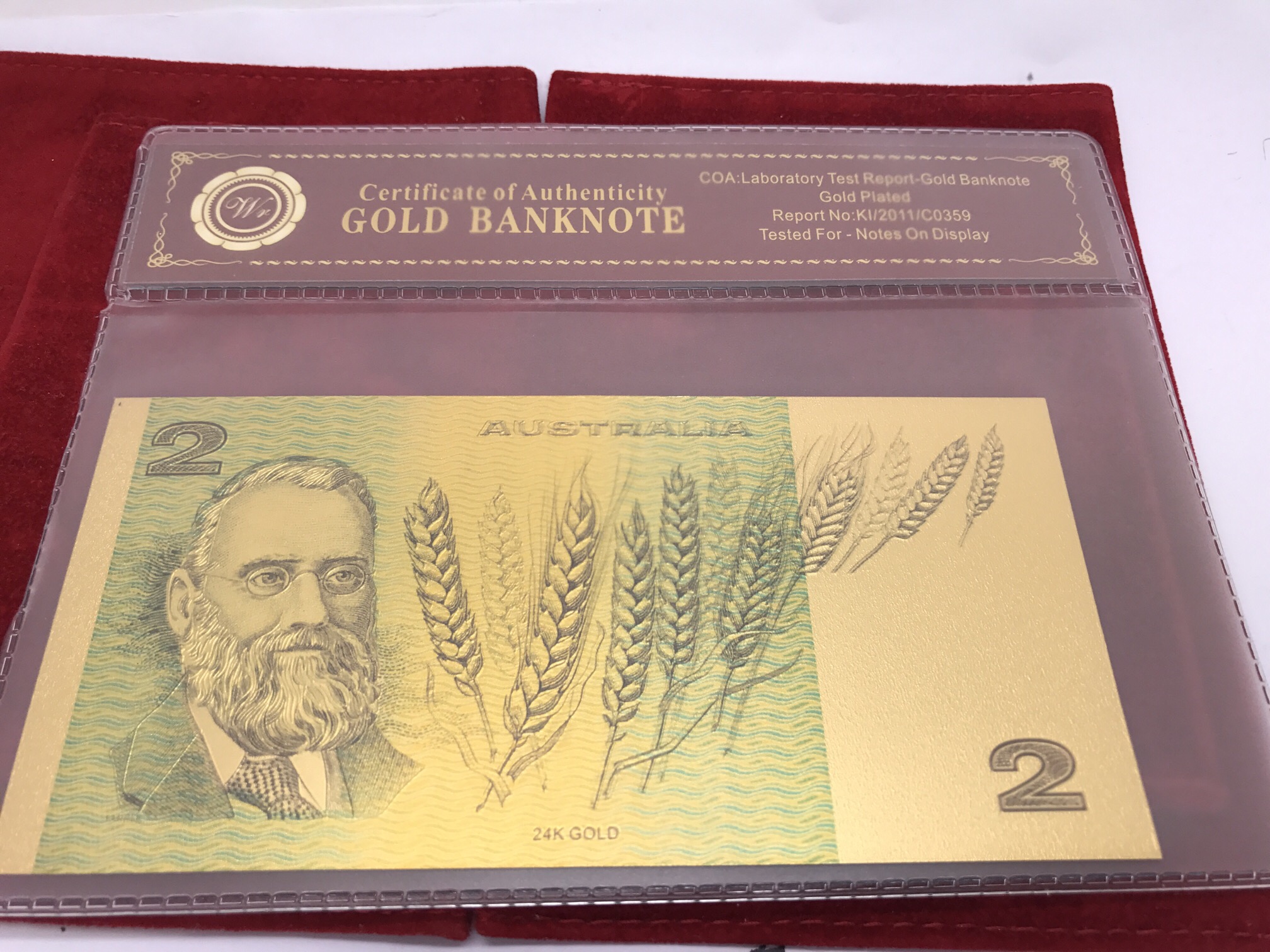 GOLD COLOURED NOTE