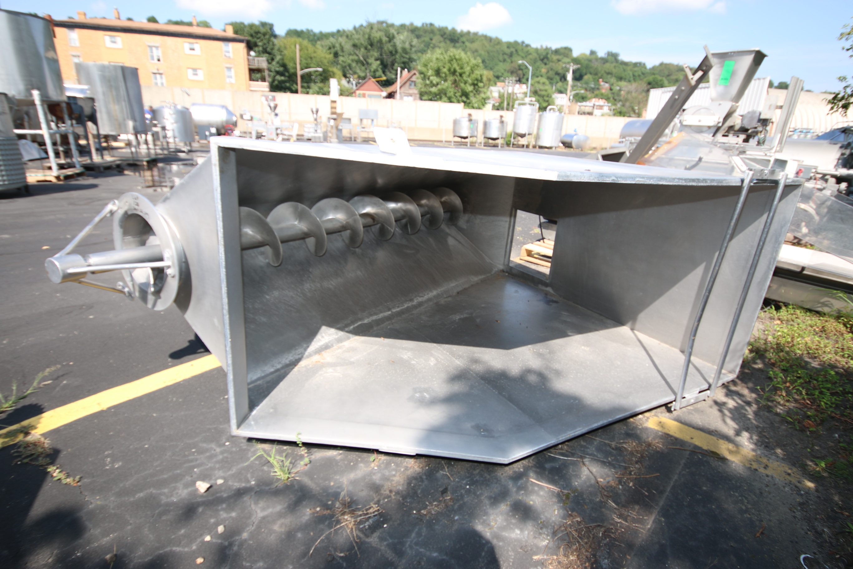 S/S Auger Hopper, Hopper Internal Dims.: Aprox. 84" L x 64" W x 82" D ...