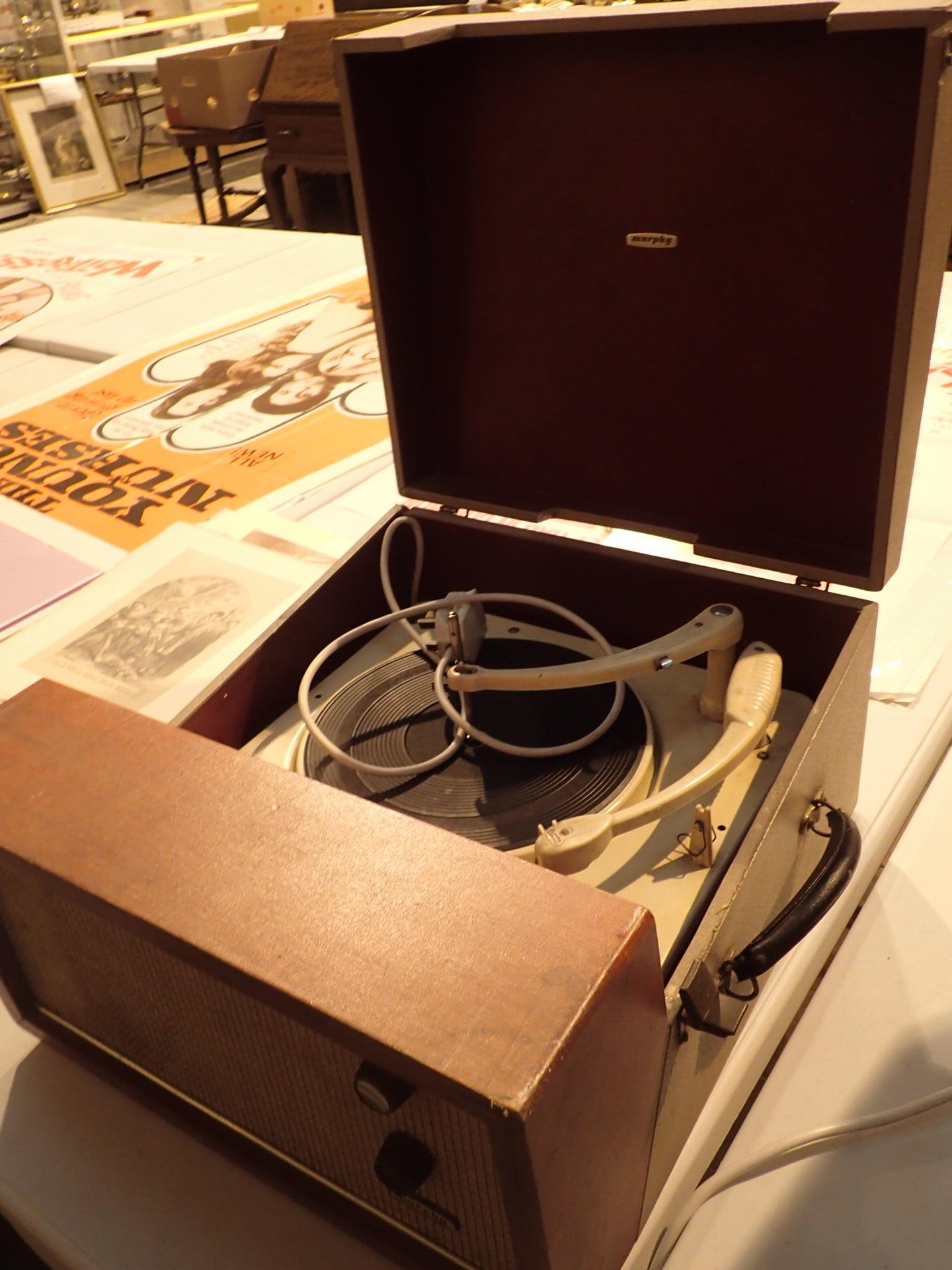 Retro Murphy mono record player