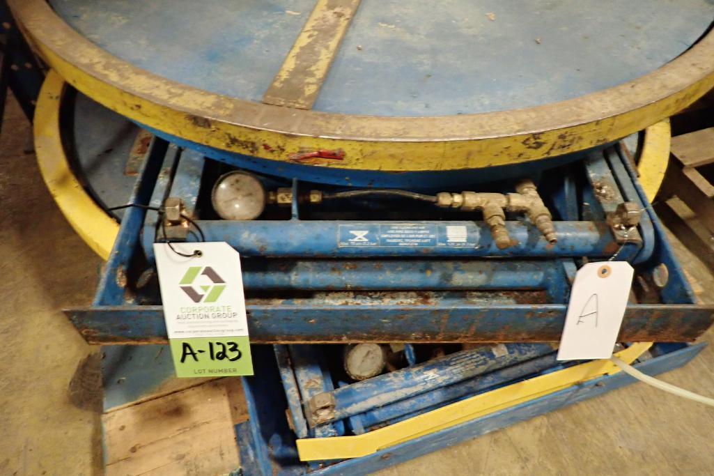 (2) pneumatic lift turntables, 43 in. dia {Located in Indianapolis, IN ...