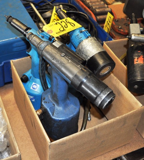 (3) AVDEL 74200 PNEUMATIC RIVET GUNS