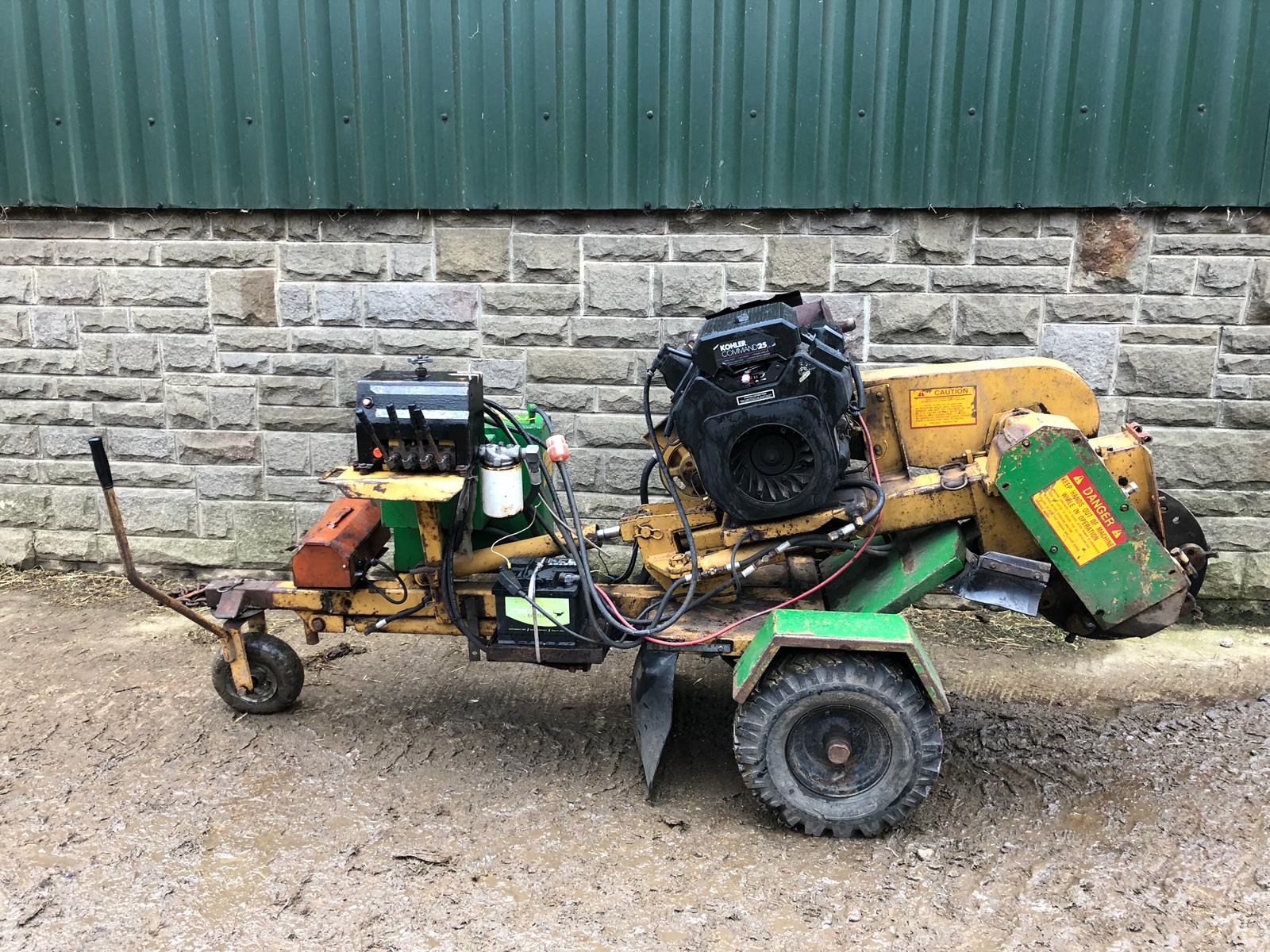 DS - RAYCO RG 1620 SUPER JR HYDRAULIC STUMP CUTTER GRINDER KOHLER 20 HP ...