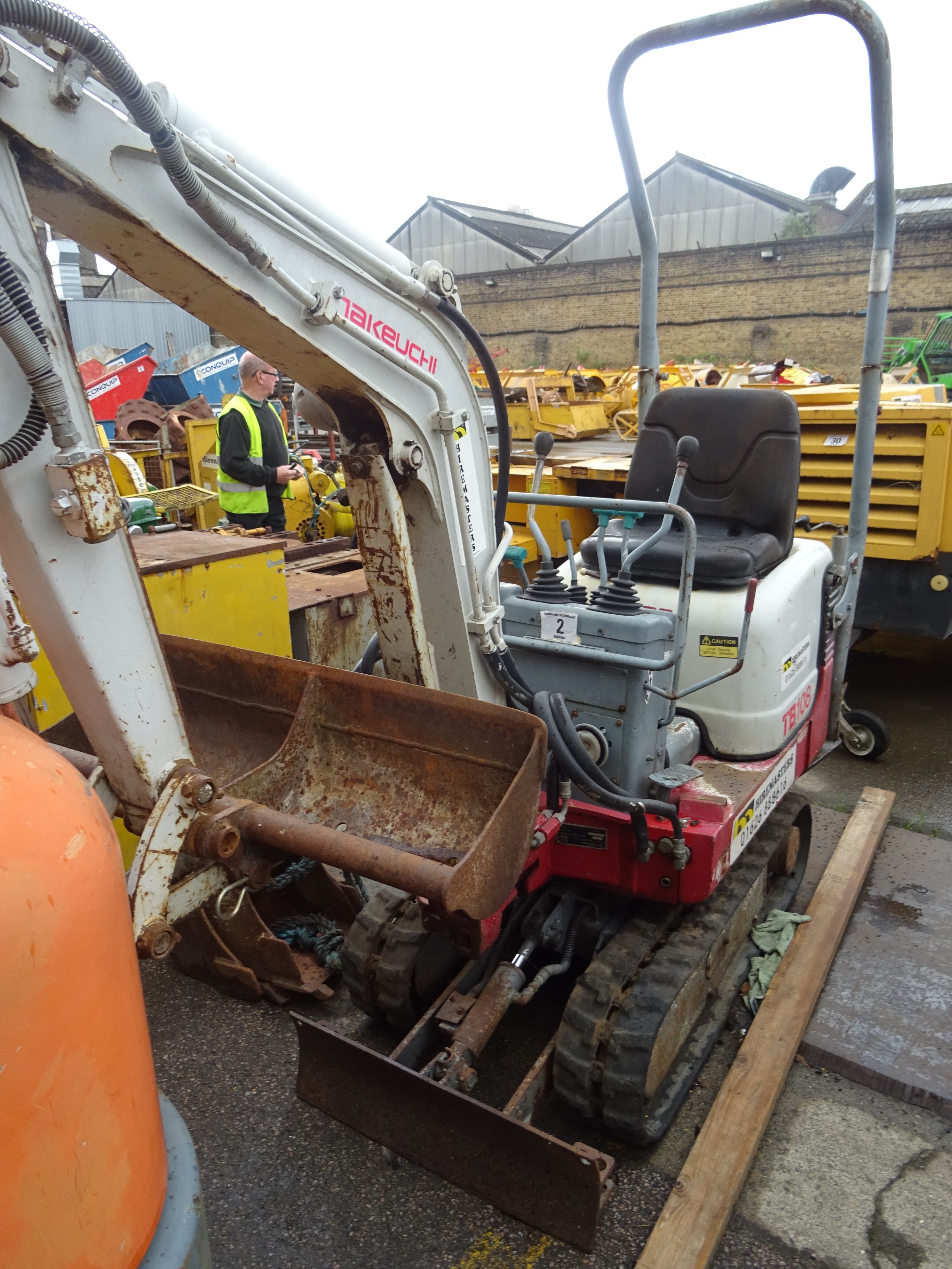 Takeuchi TB108 0.8 tonne excavator (2004) 1452 hrs