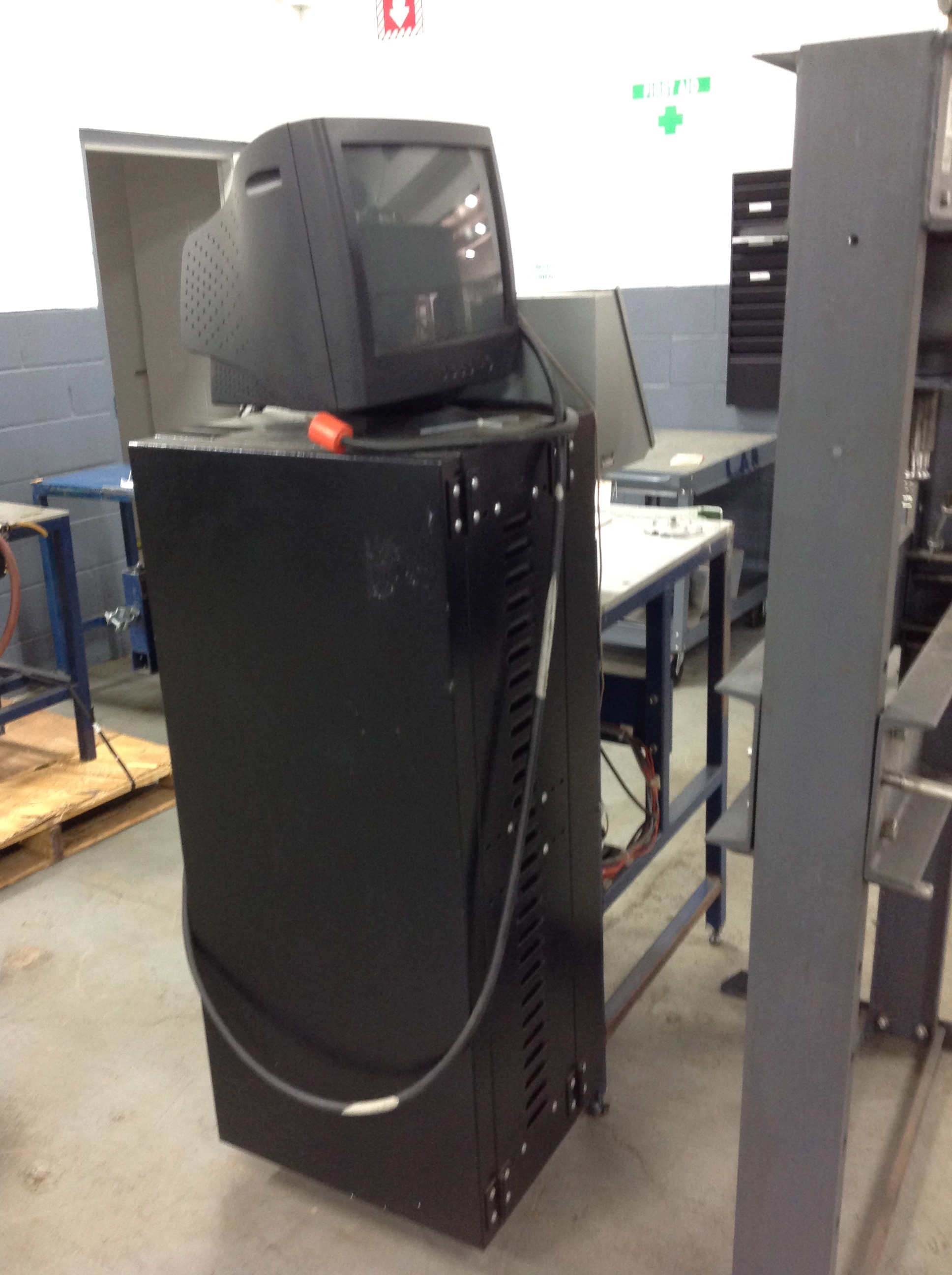 Baltec Orbital Staker Model RN080 S/N: 67624 1/8HP 1700RPM