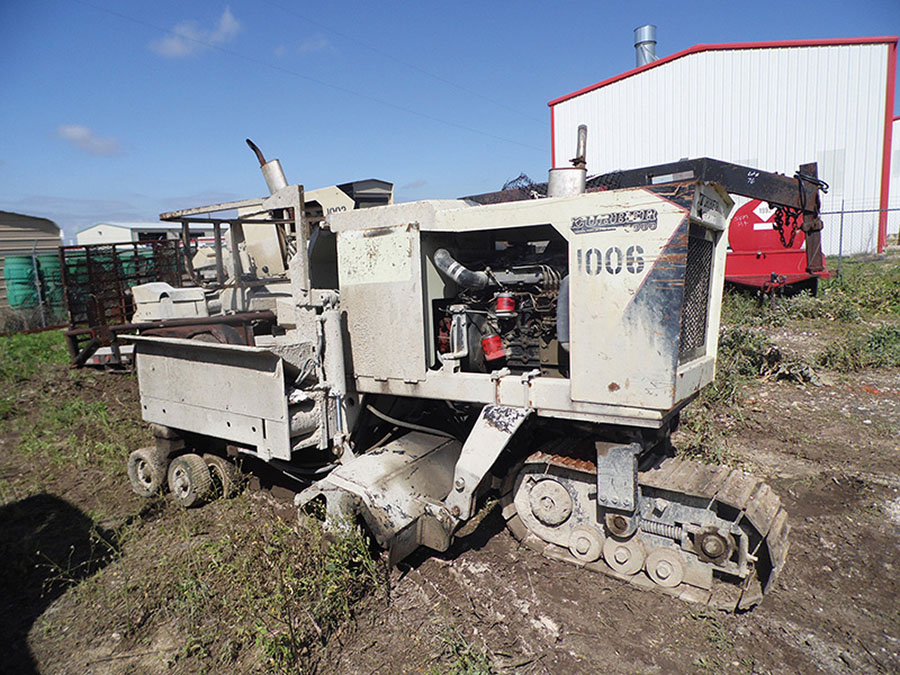 2004 KURBER 5000 CURB & GUTTER SLIPFORM PAVER WITH TRENCHER TRIMMER ...