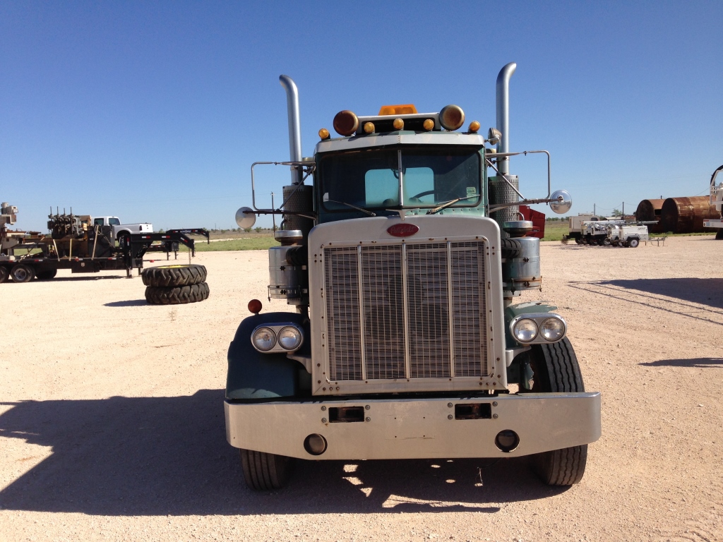1976 Peterbilt 359 Day Cab 12v92 Detroit Engine,13 spd Transmission ...